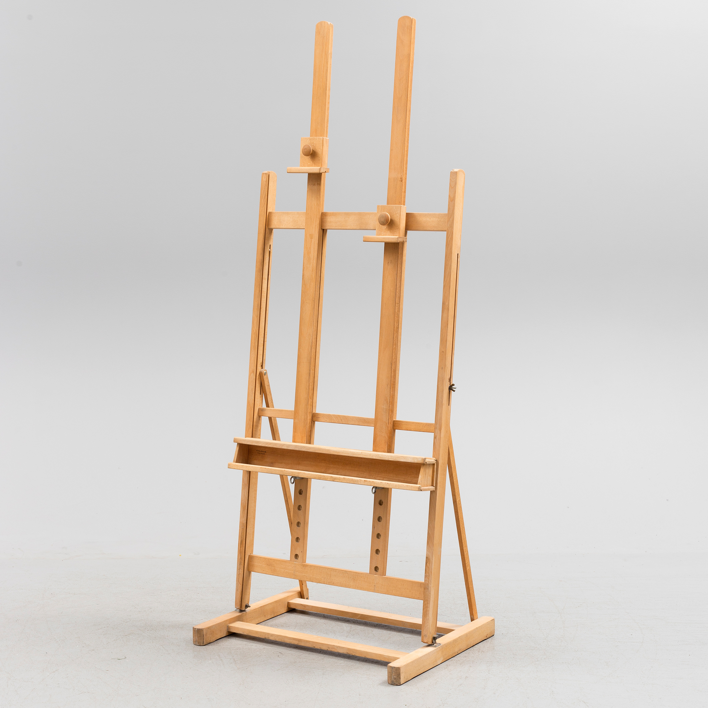 STAFLI, Michalin & Co AB, 1900-talets andra hälft. - Bukowskis