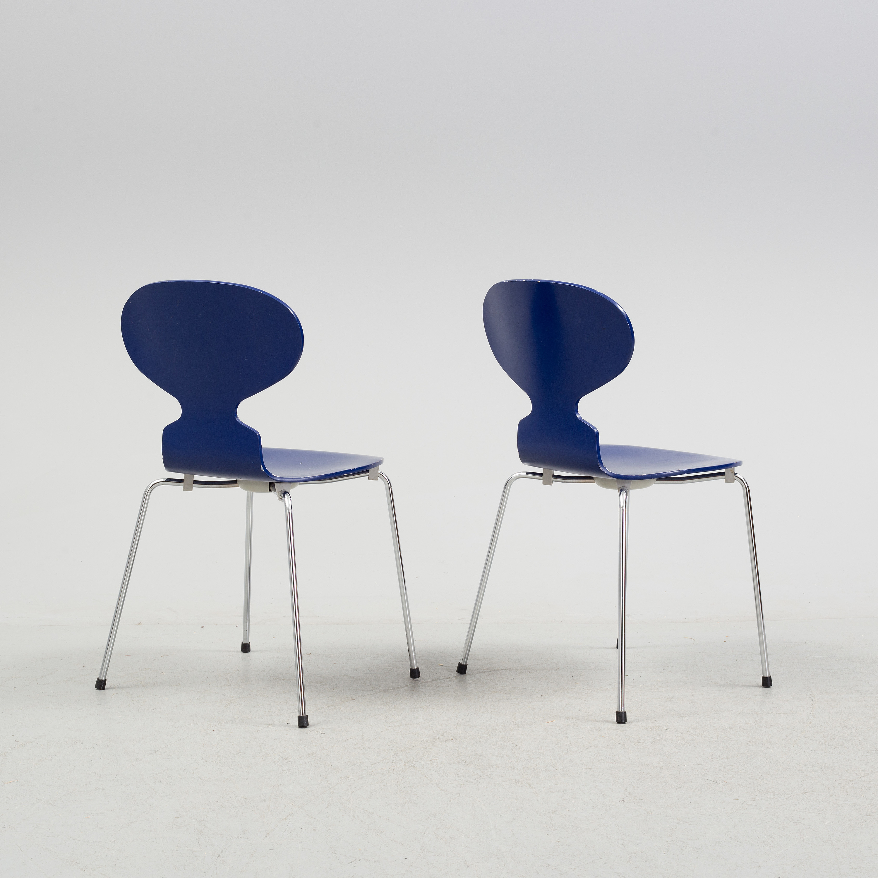 A set of eight "Myran /Ant chair" by Arne Jacobsen, Fritz Hansen, about ...