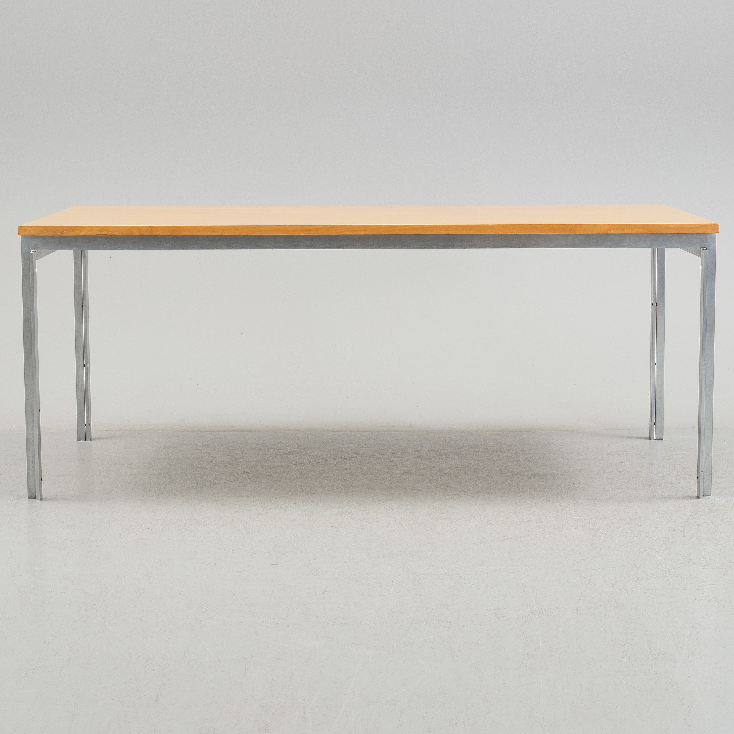 A Poul Kjaerholm "PK-55" table from Fritz Hansen, Denmark. - Bukowskis