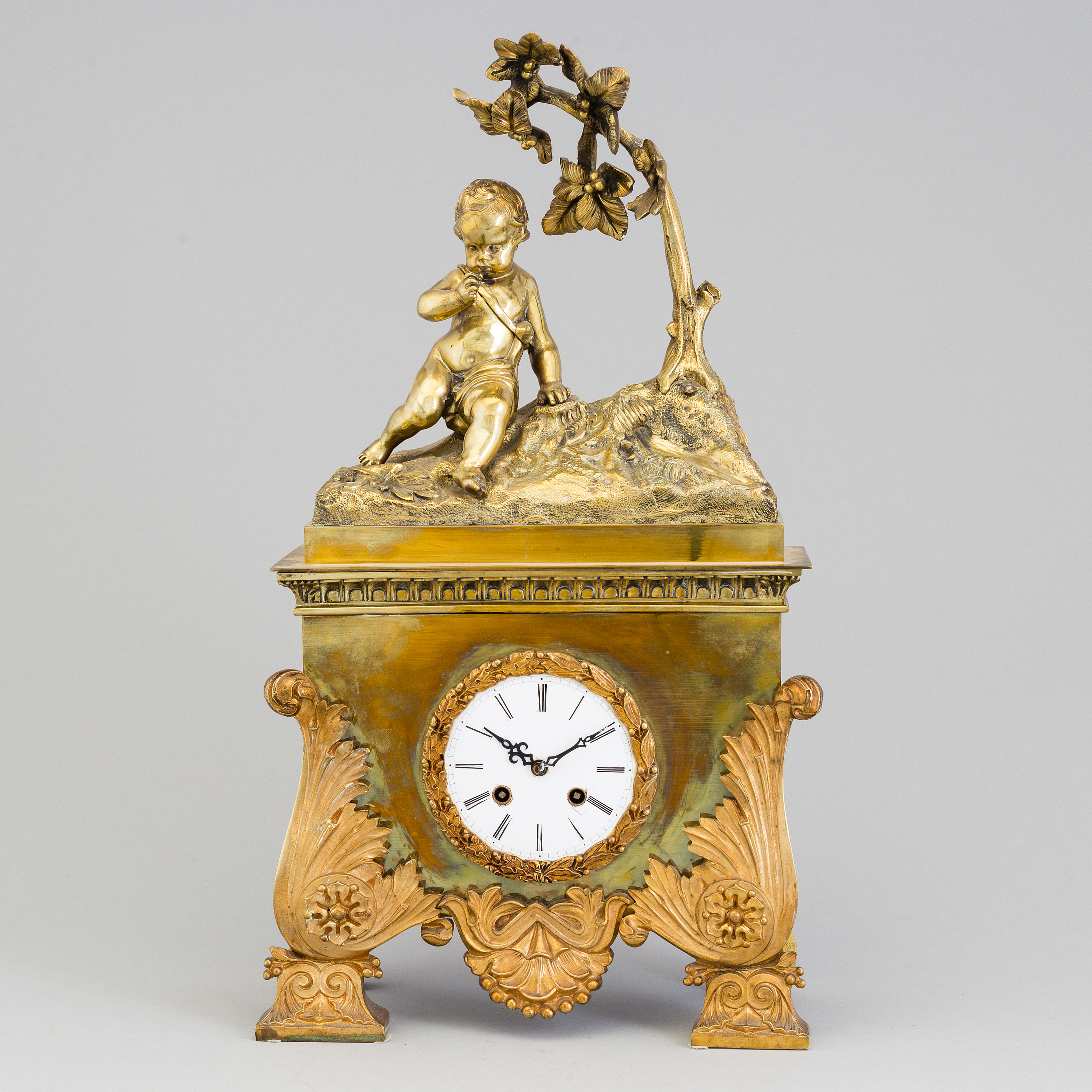 A mid 19th century pendulum table clock. - Bukowskis