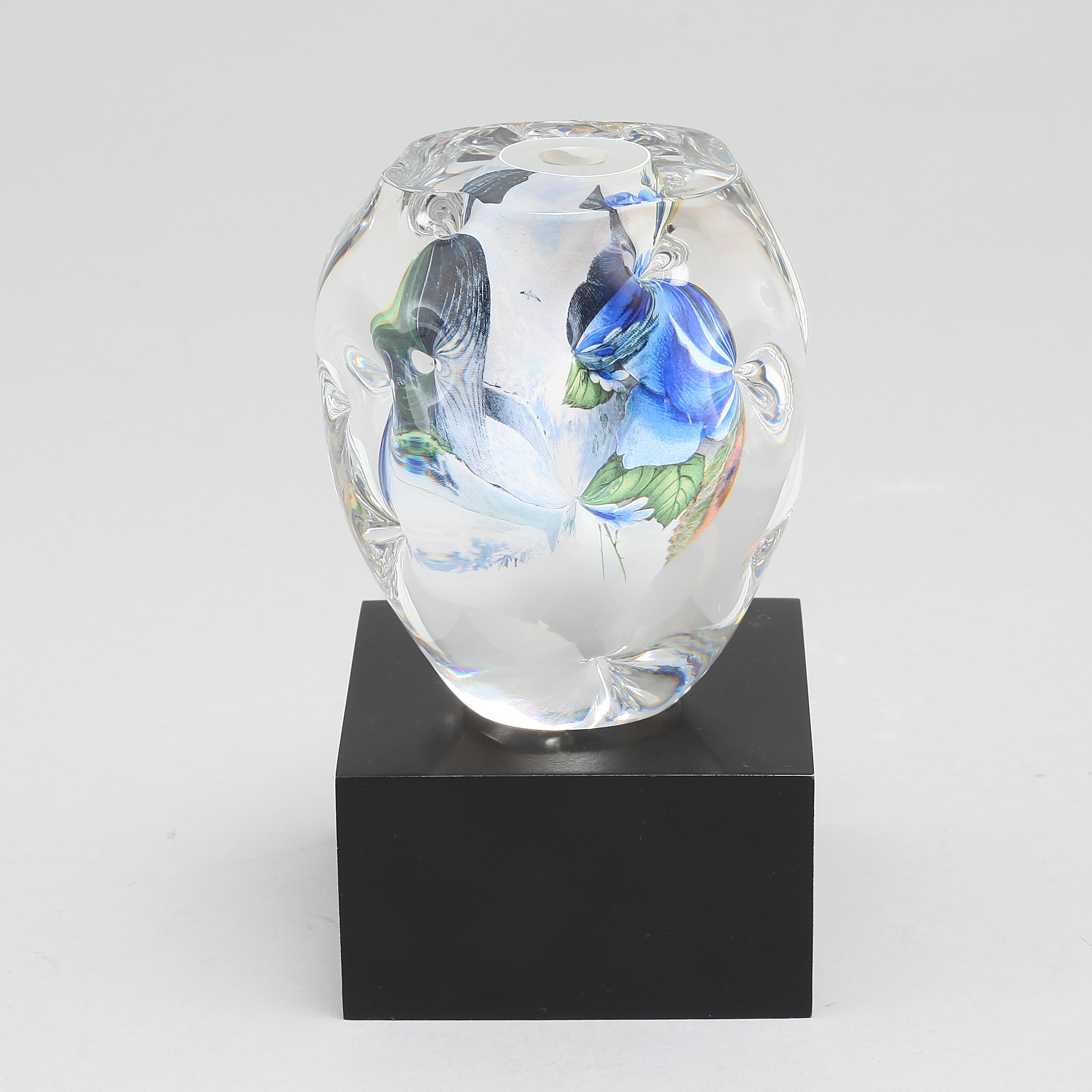 PER B SUNDBERG, vas, glas, signerad och daterad 2003. - Bukowskis