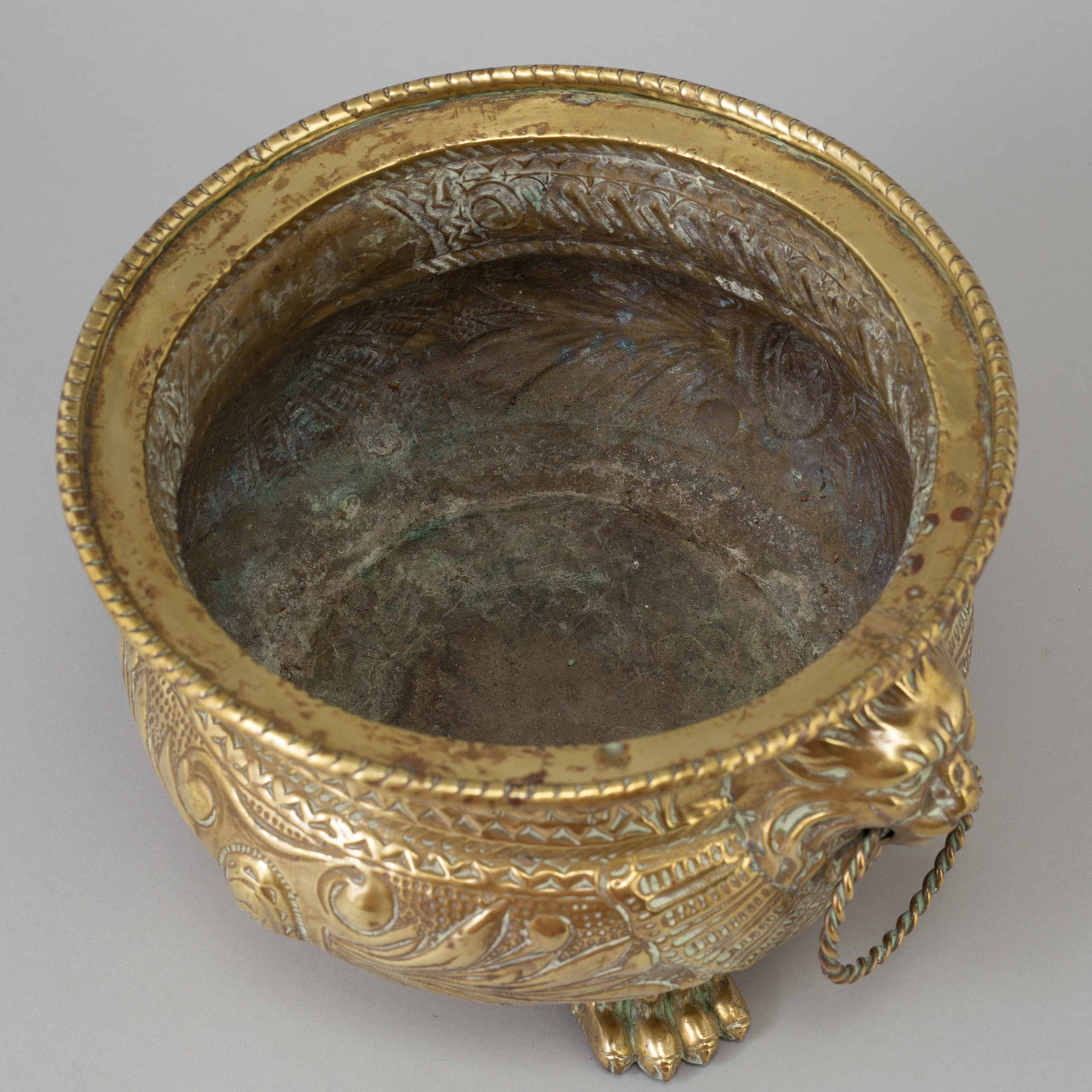 A brass flower pot, 18th century. - Bukowskis
