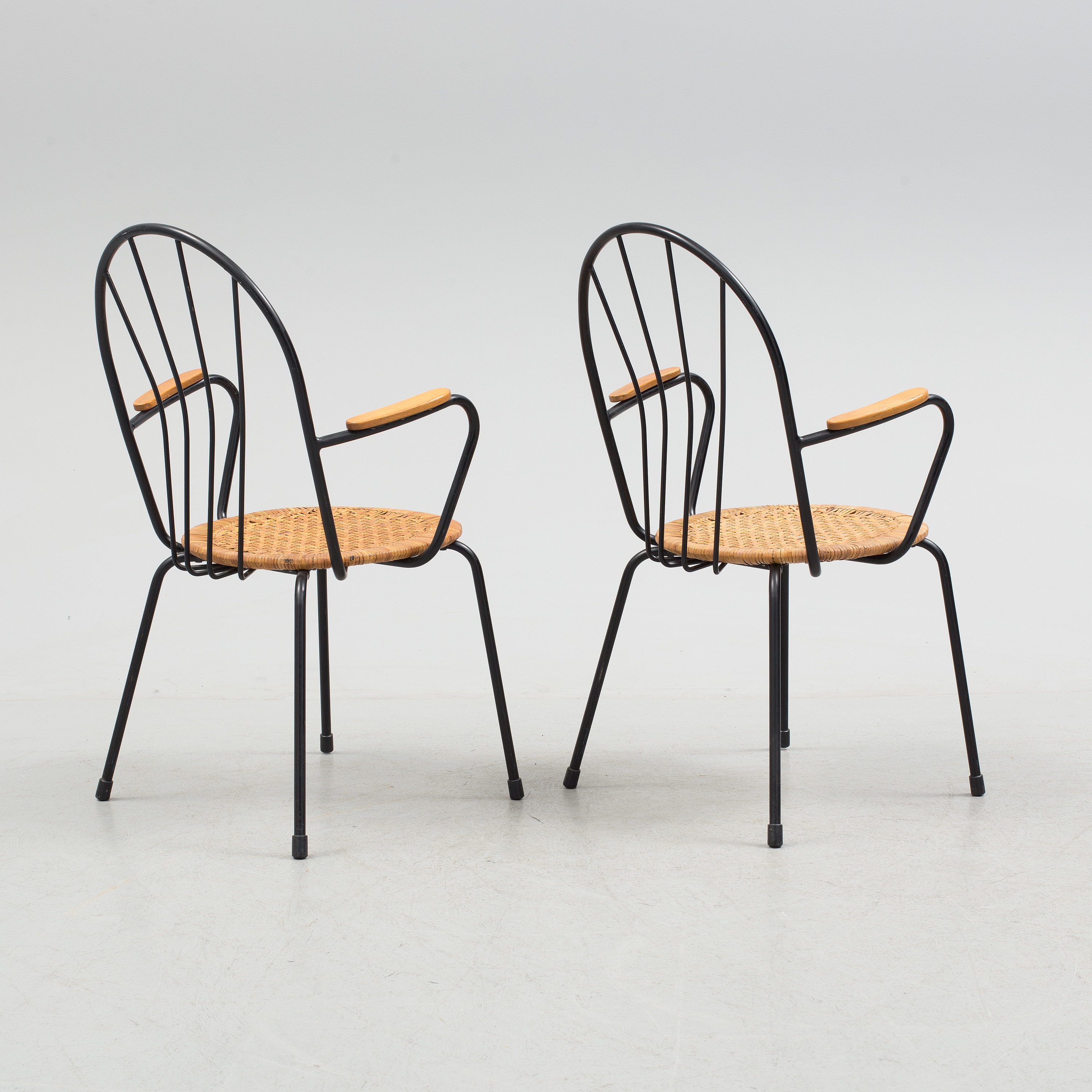 A set of six second half of the 20th century chairs. - Bukowskis