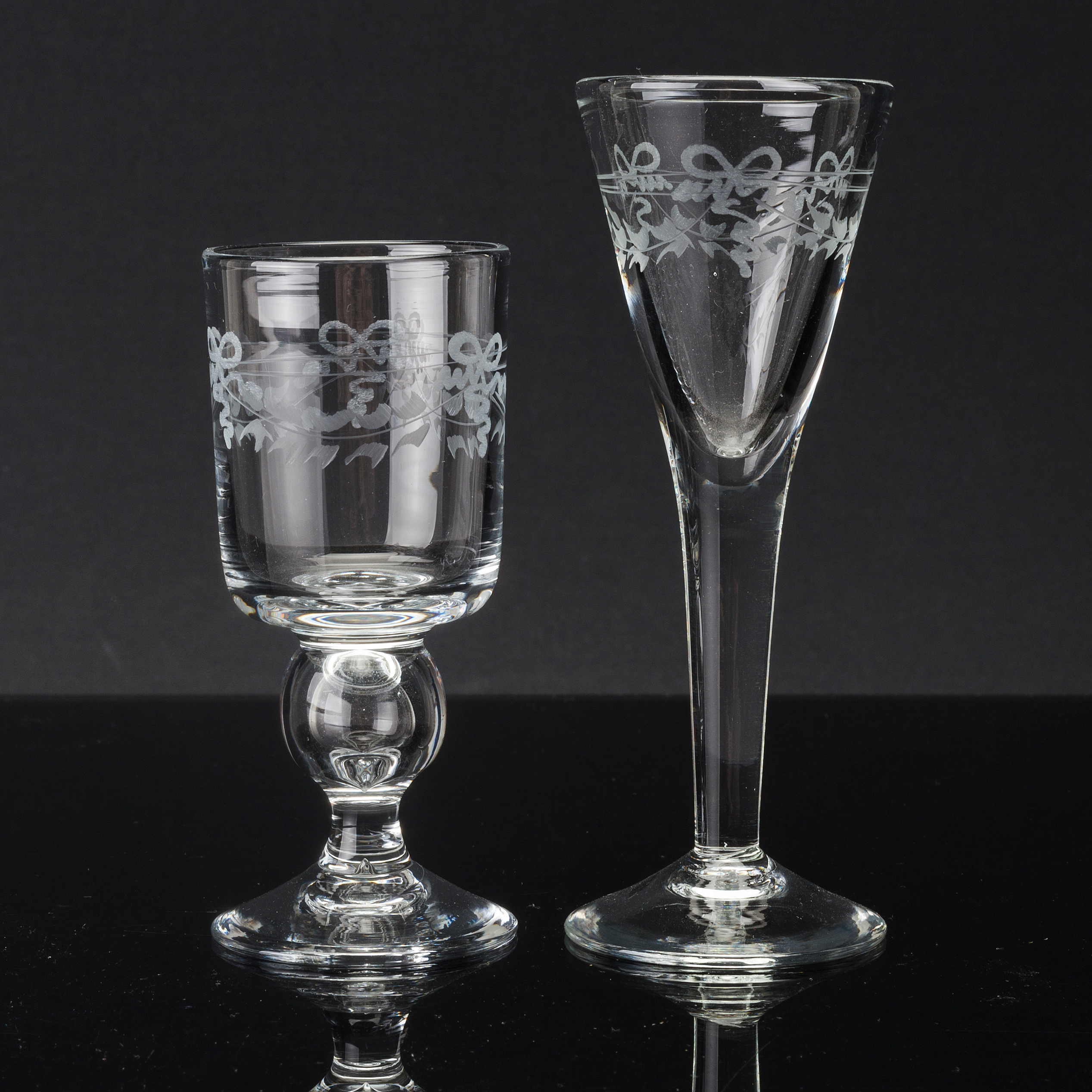 STARKVINSGLAS samt SNAPSGLAS, ca 15 st, Reijmyre glasbruk, - Bukowskis