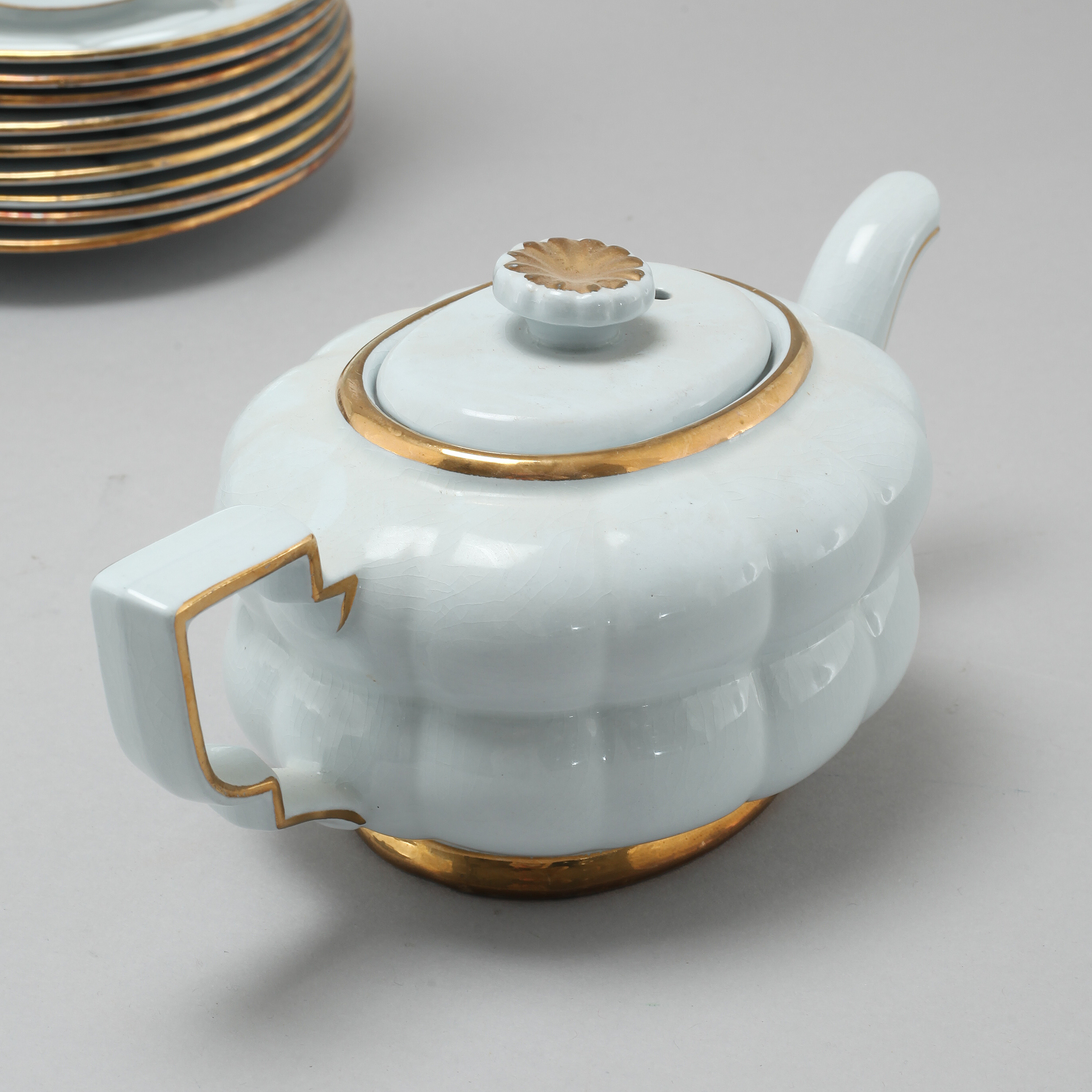 a erthenware table set of 25 pcs, model"Grand", designed in 1930 ...