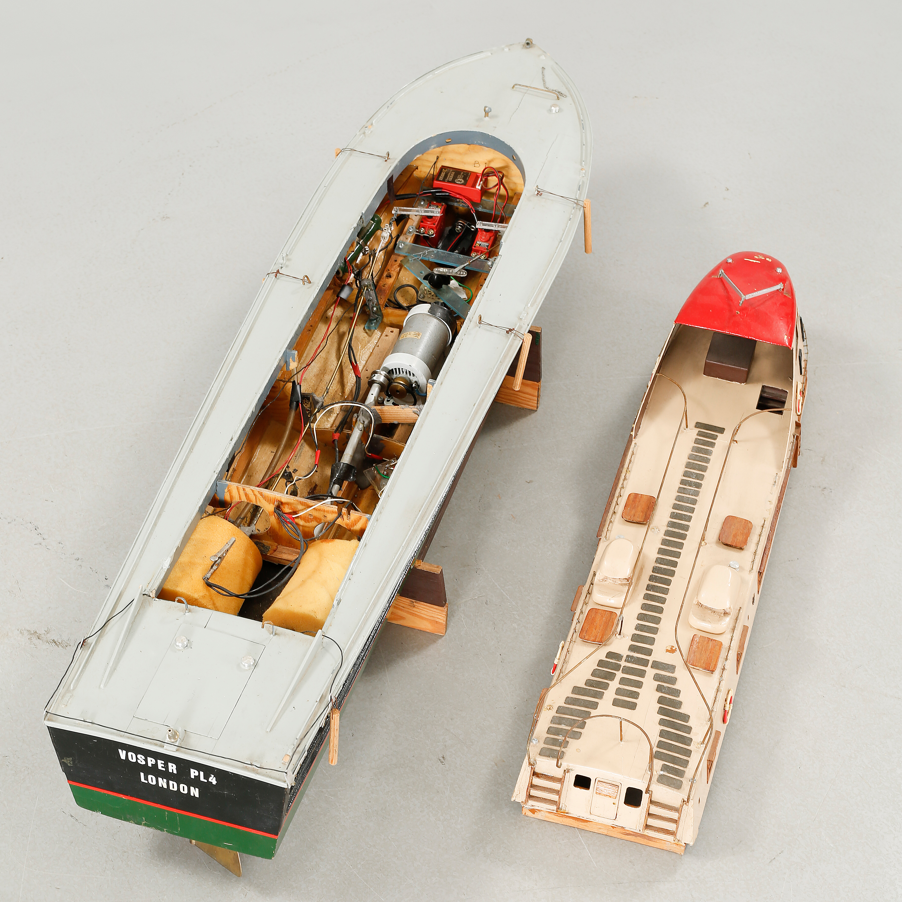 A 20th century model boat, "Vosper PL4". - Bukowskis