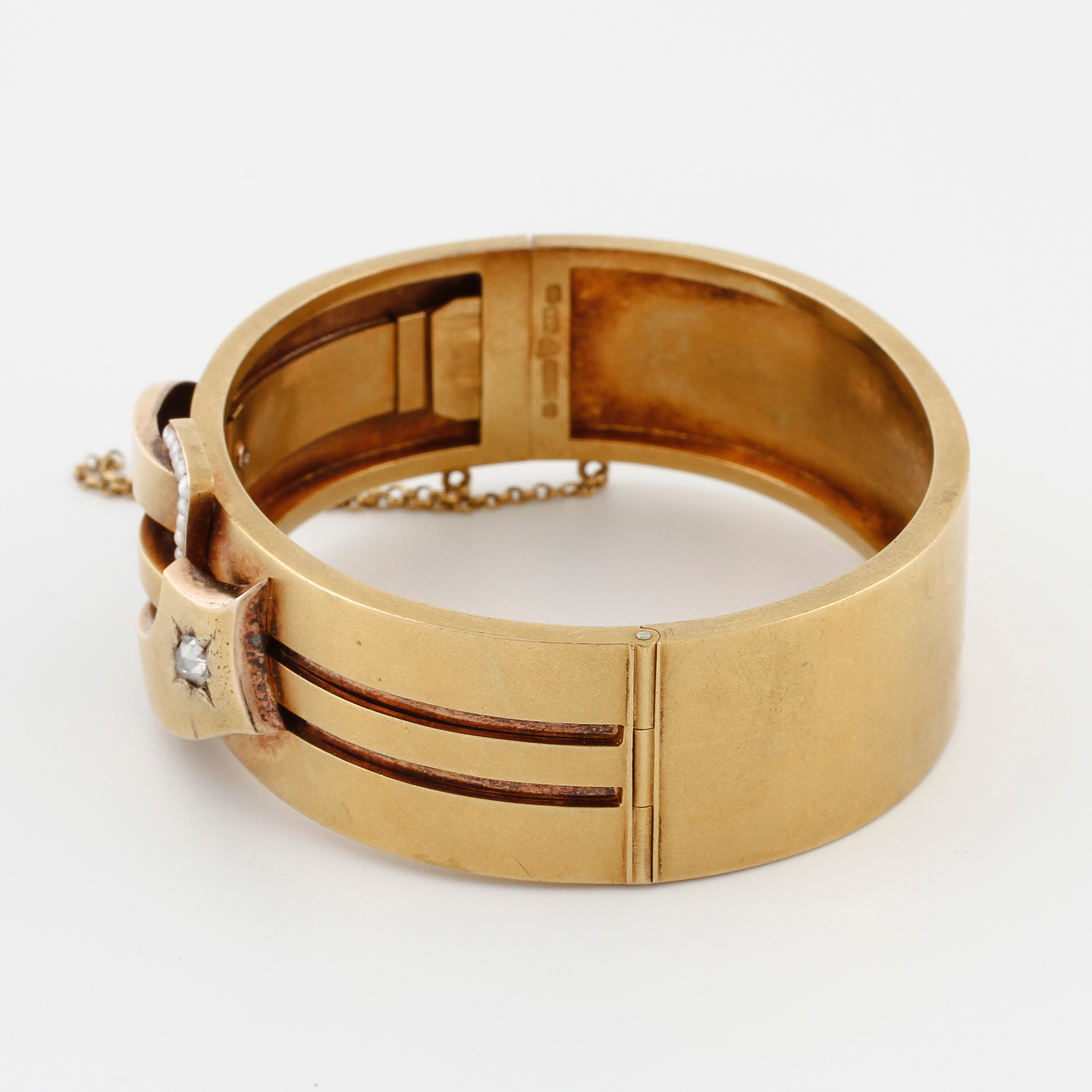 A oriental pearl and rose cut bracelet by Gustav Dahlgren & Co, Malmö, 1885. - Bukowskis