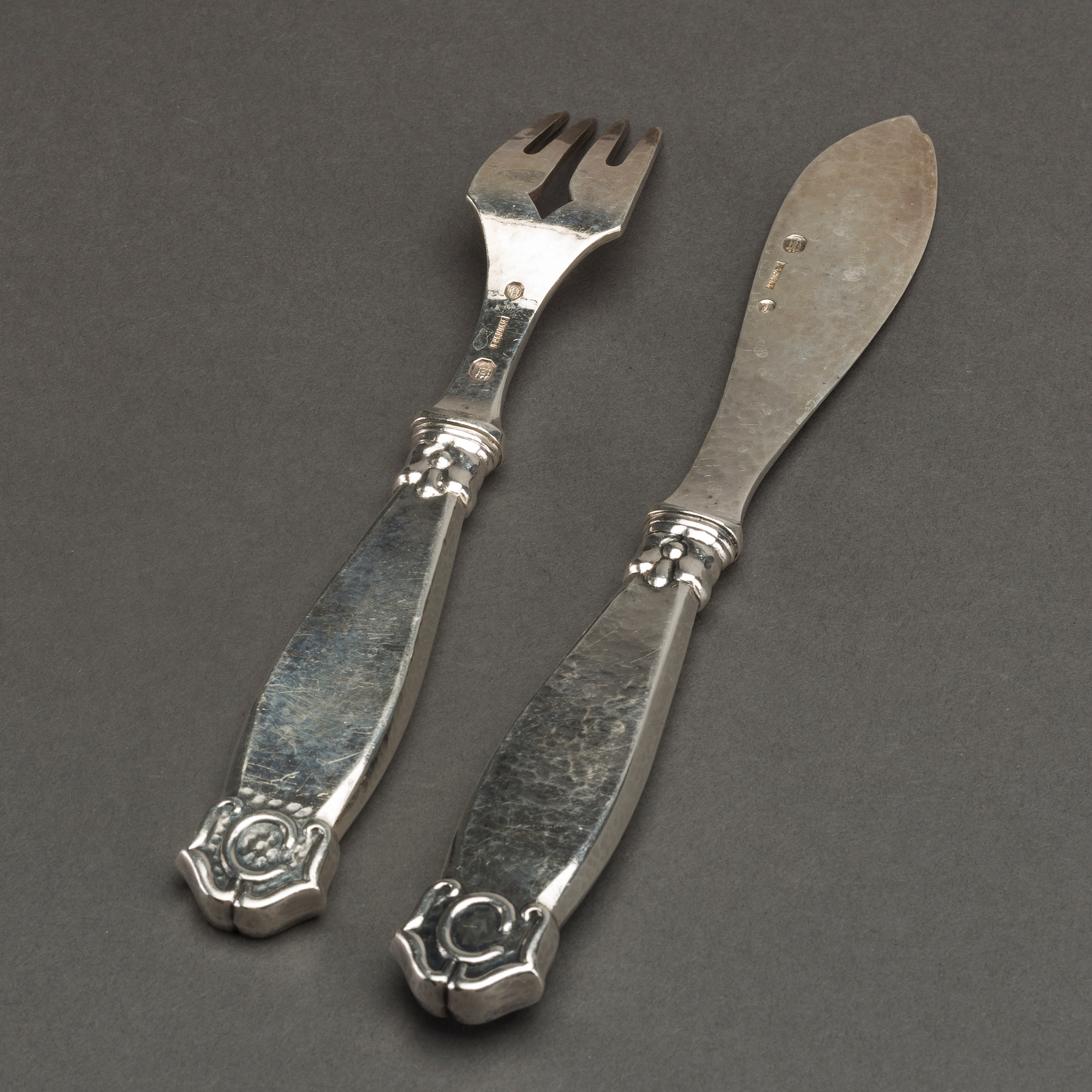 A SET OF SILVER FISH CUTLERY 12+12. - Bukowskis
