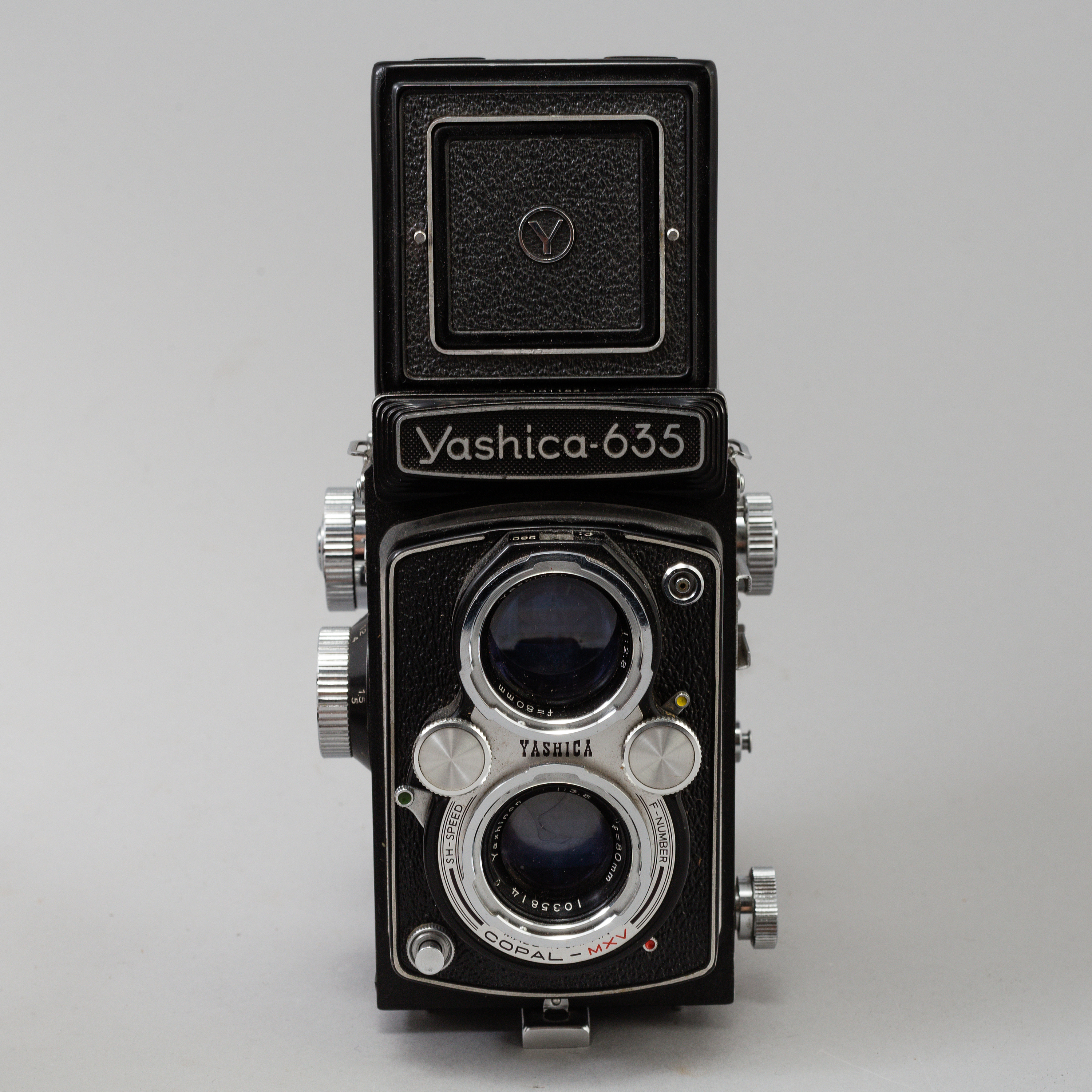 Two Twin Lens Reflex Cameras, a 1950s /60s Yashica 635 and a 1930s ...