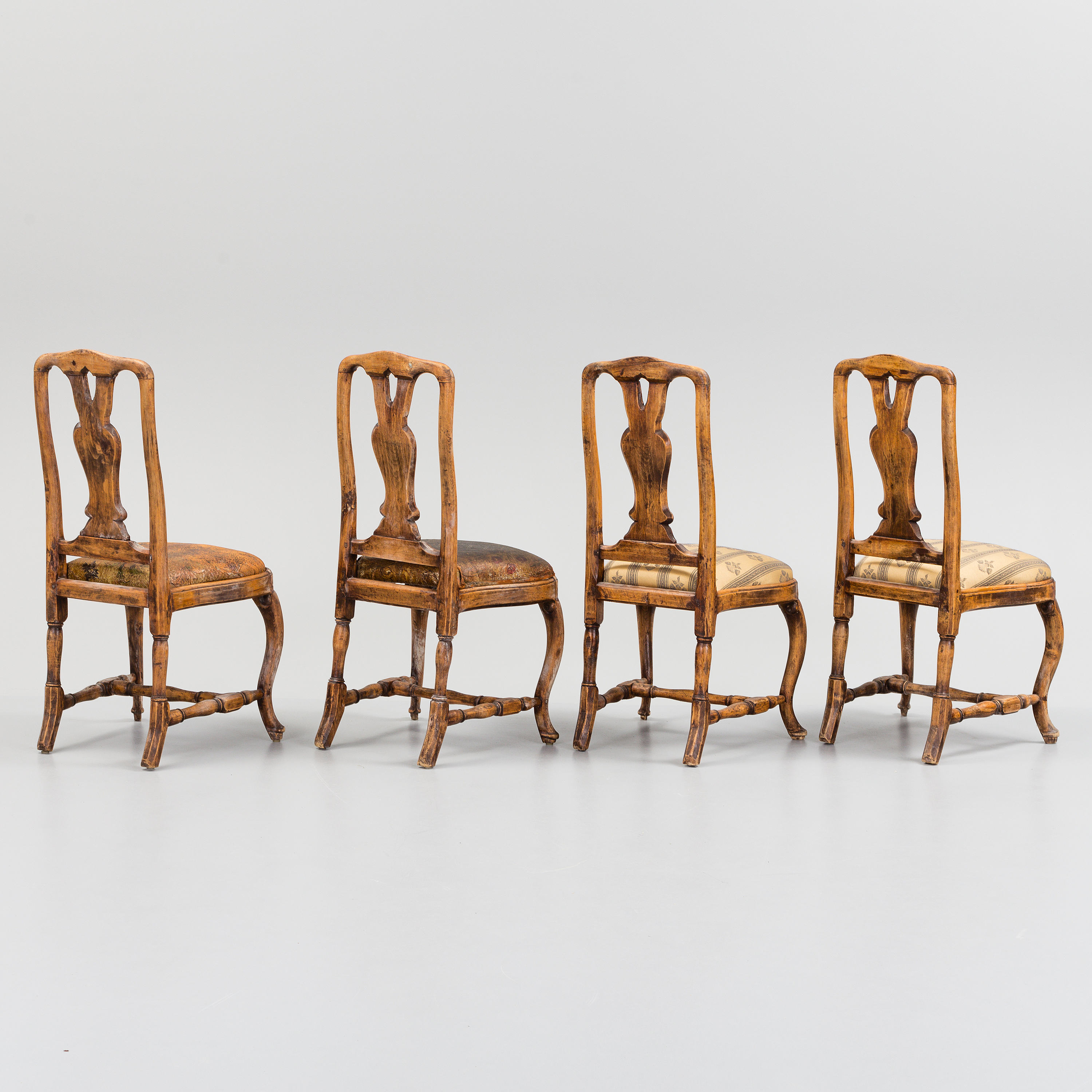 Four 18th century rococo chairs. - Bukowskis