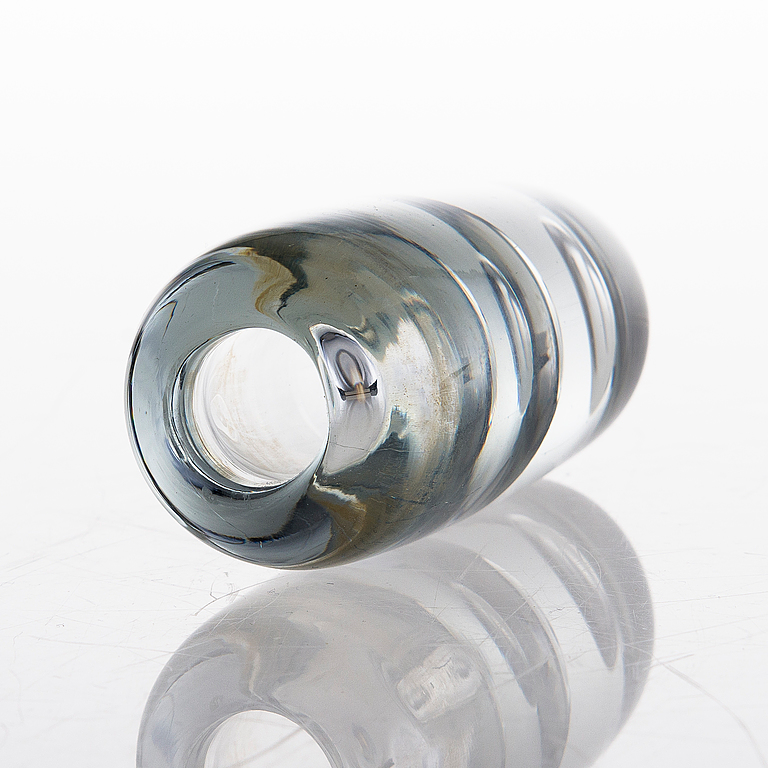 A clear glass vase, 'Bubble', signerad S. Hopea, Nuutajärvi Notsjö -57 ...