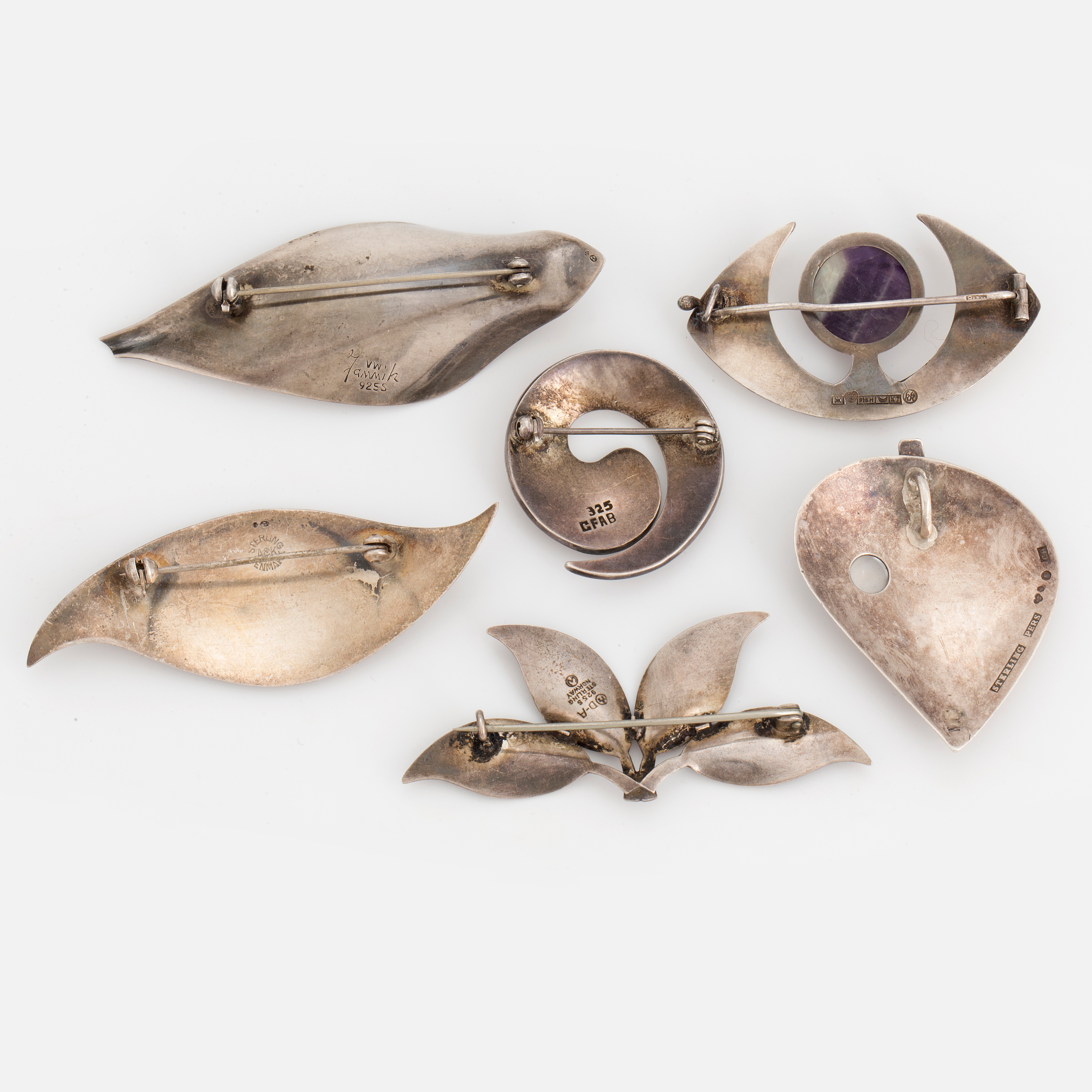 Brooches, six items, David Andersen, Norway. - Bukowskis