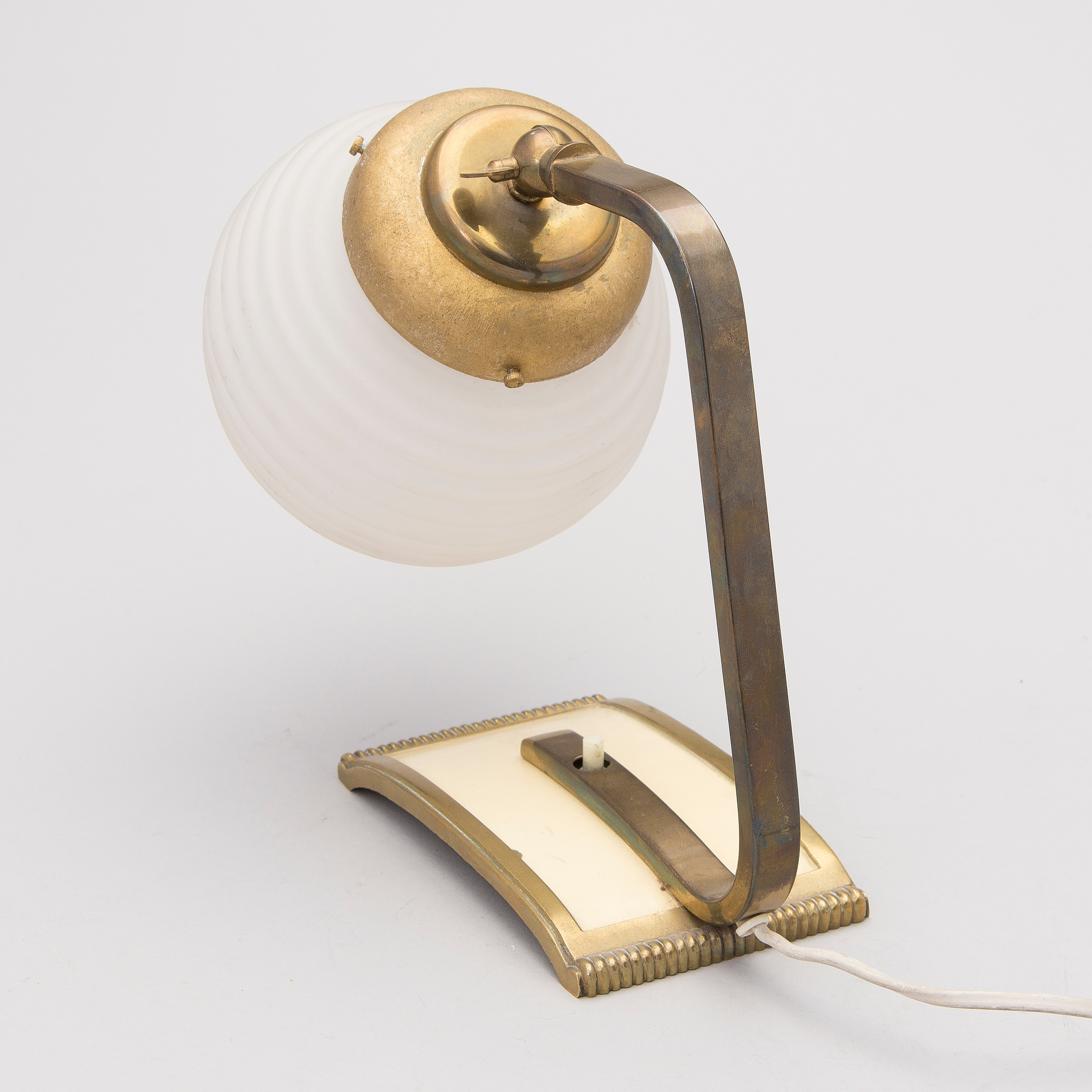 A 1920's table lamp. - Bukowskis