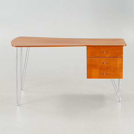 A 1990s desk. - Bukowskis