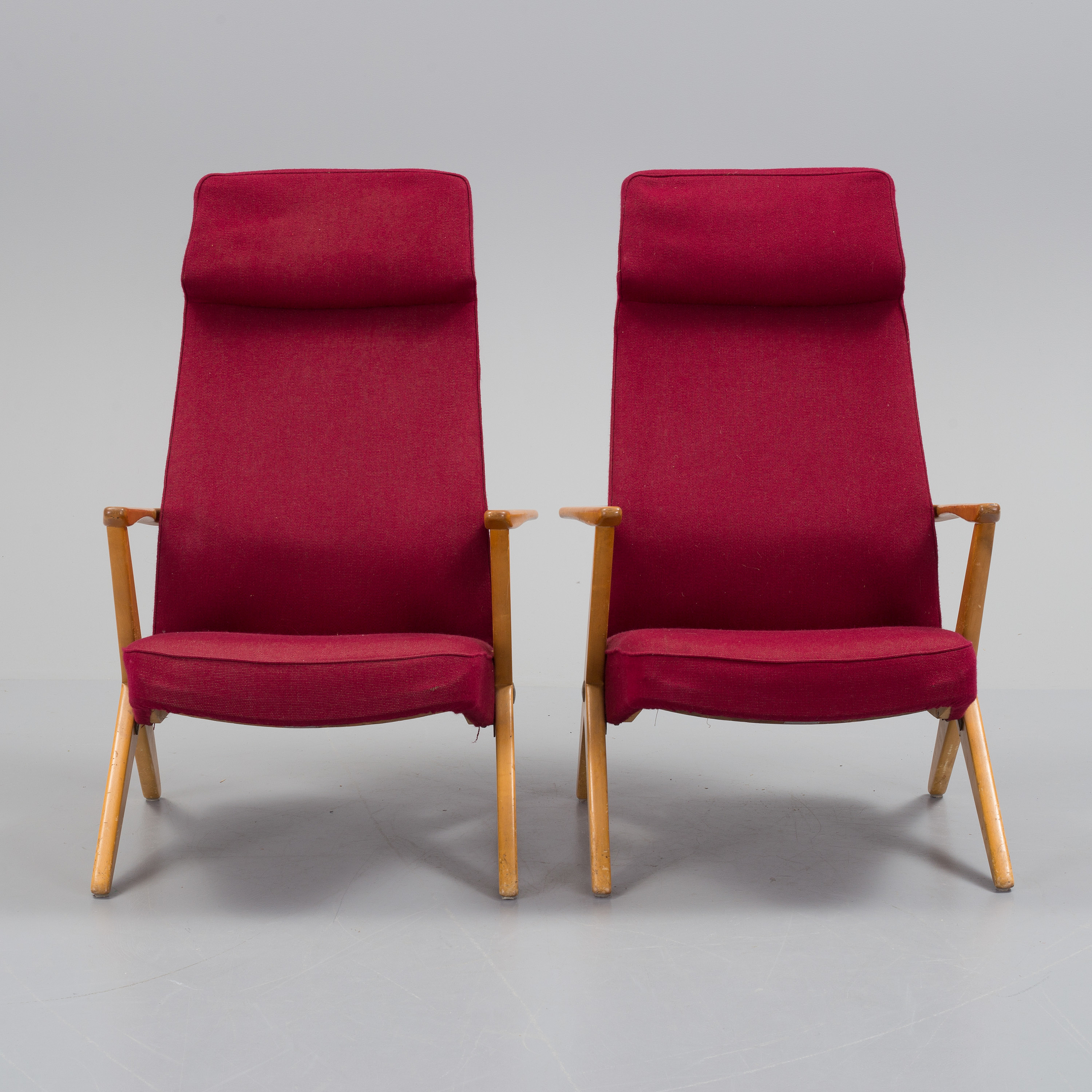 A pair of easy chairs by Bengt Ruda for Nordiska Kompaniet. - Bukowskis