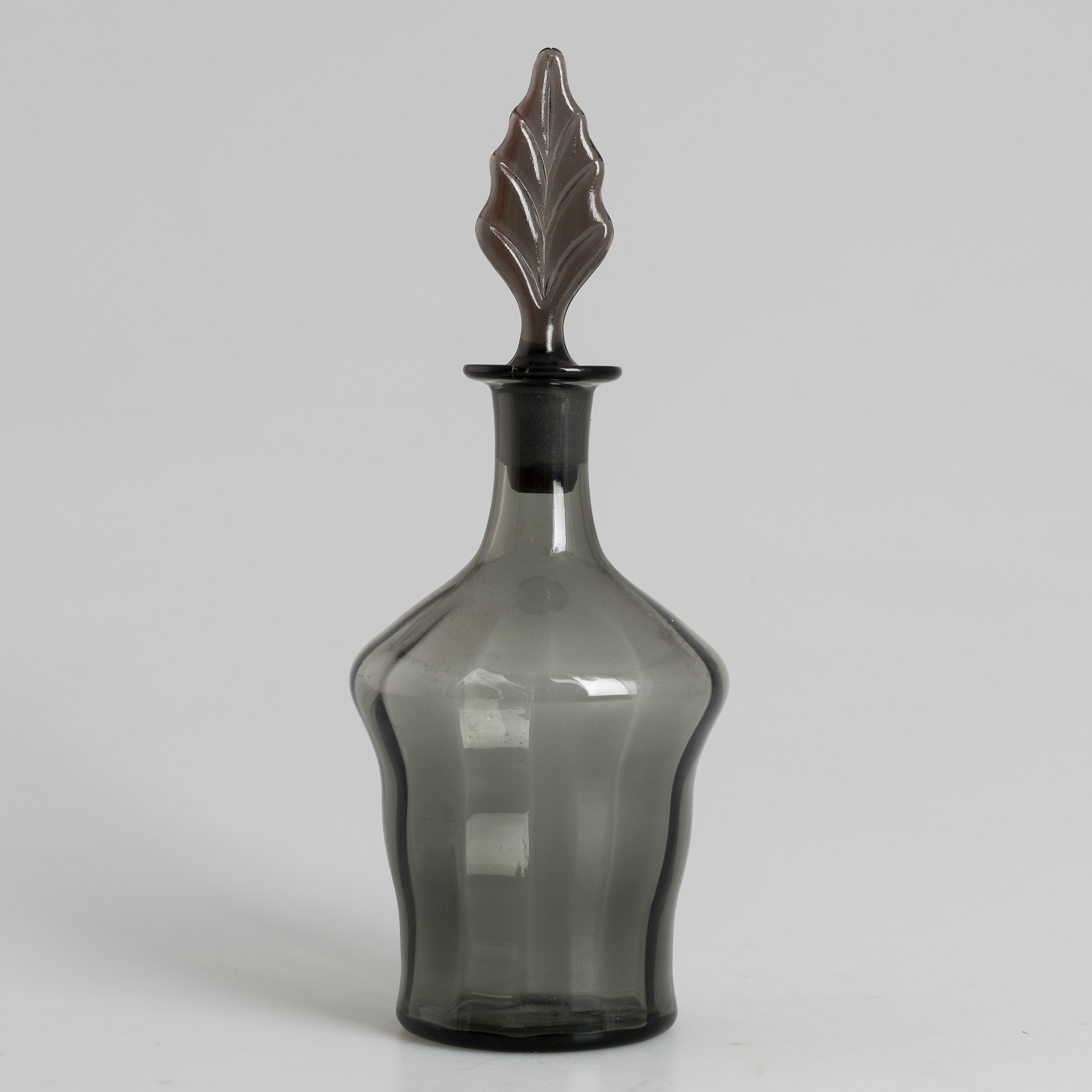 SIMON GATE, A 1920 s glas set. 14 pcs. - Bukowskis