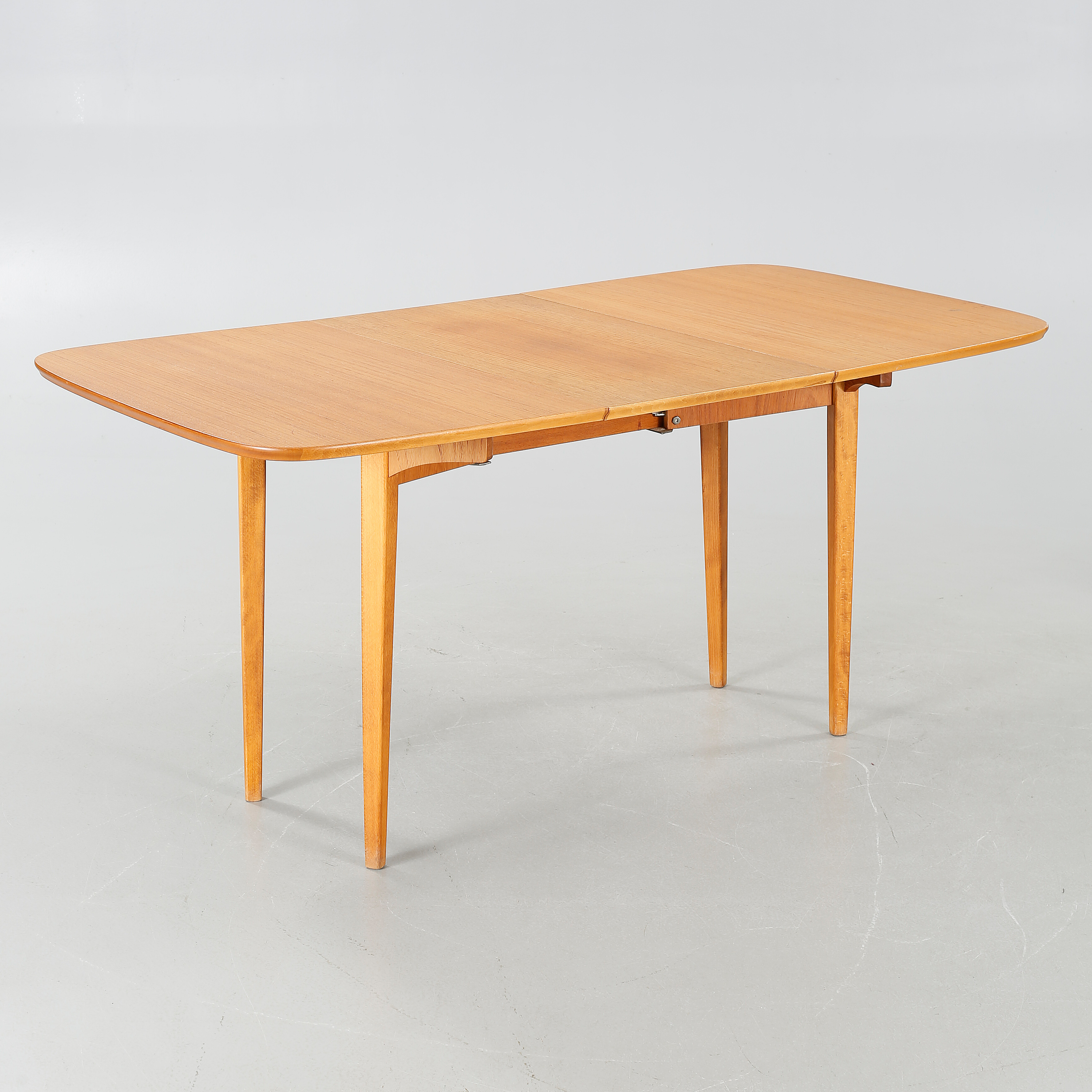 A 1950/60s table. - Bukowskis