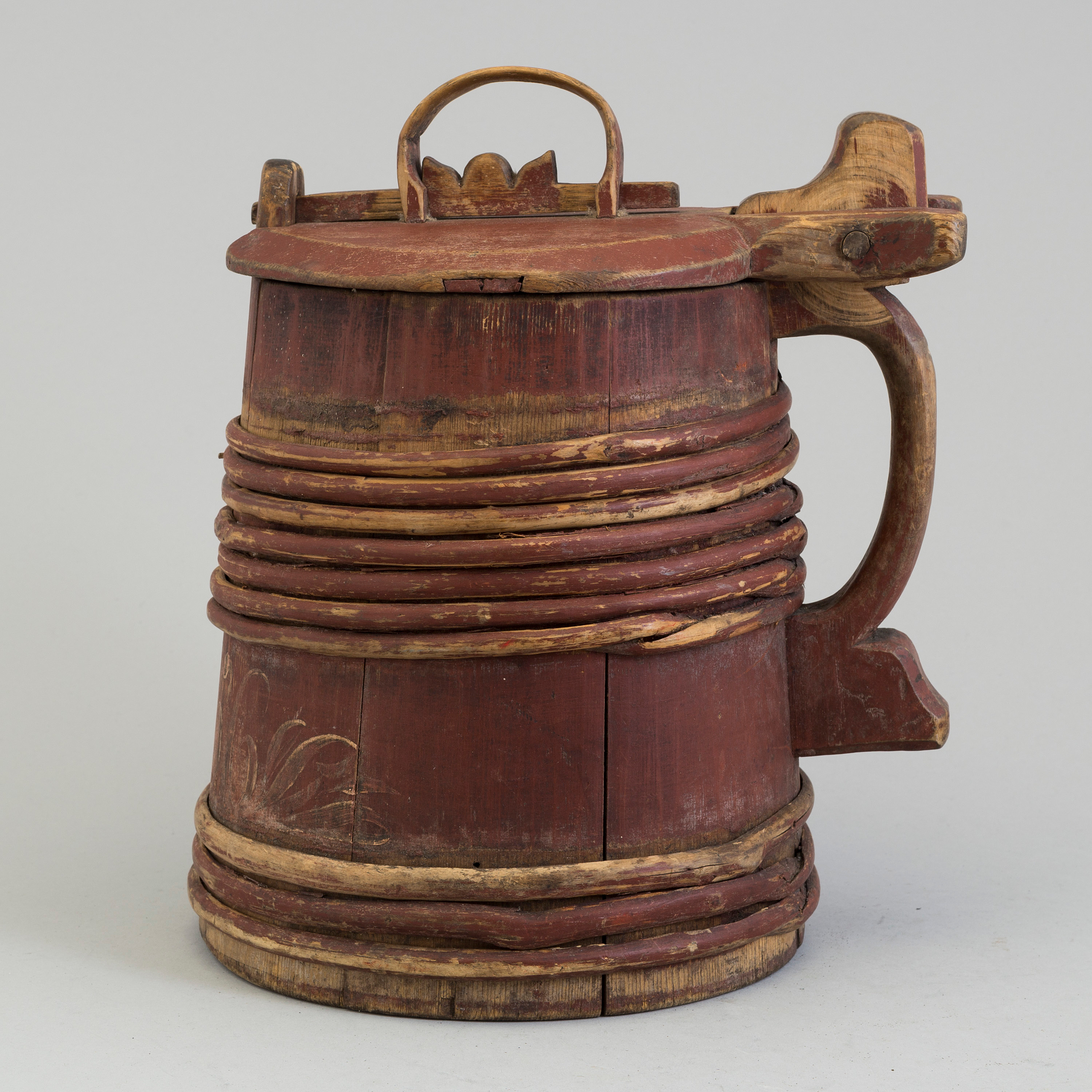 A mid 19th century Swedish folk art painted wooden tankard. - Bukowskis