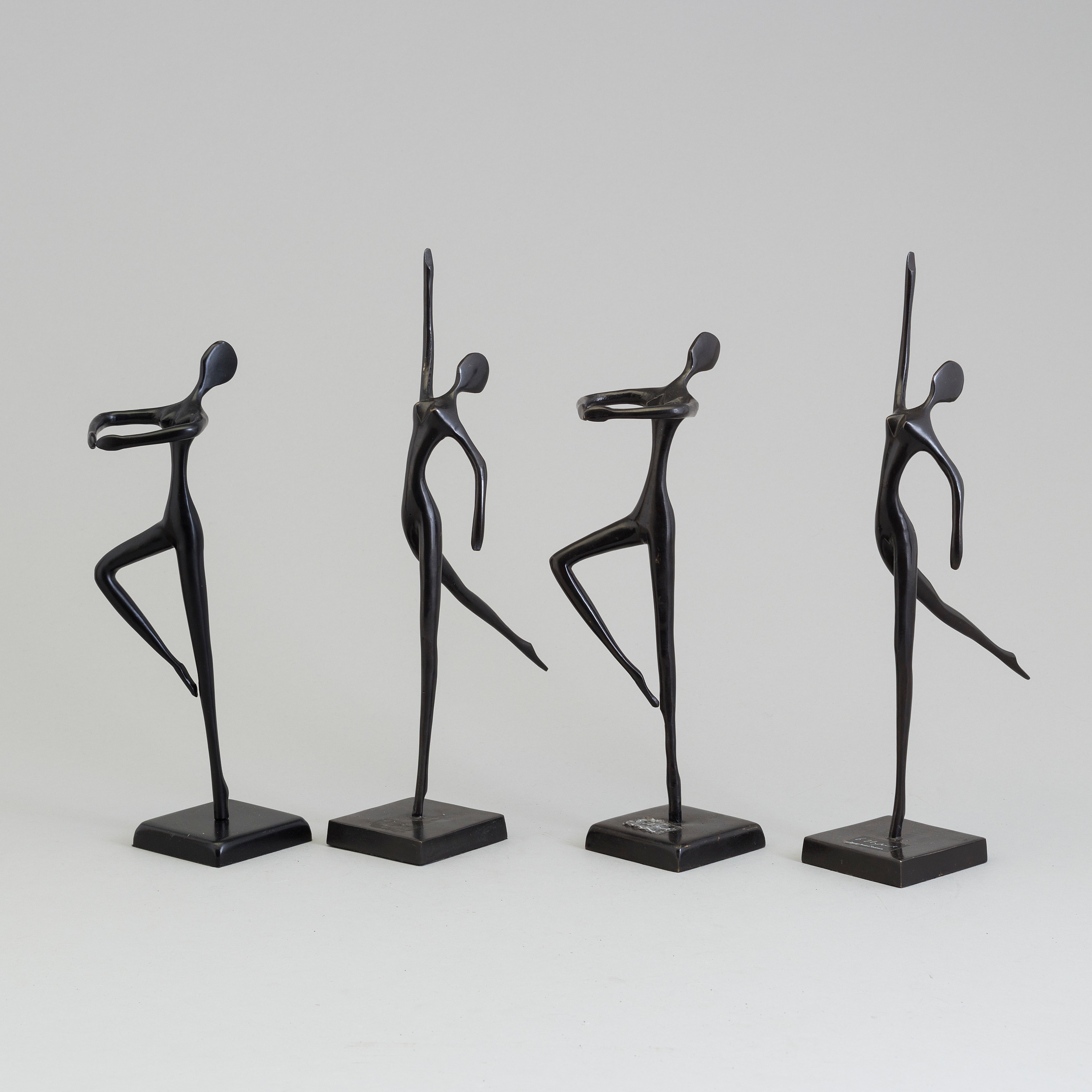 Four metal sculptures by Bodrul Khalique. - Bukowskis