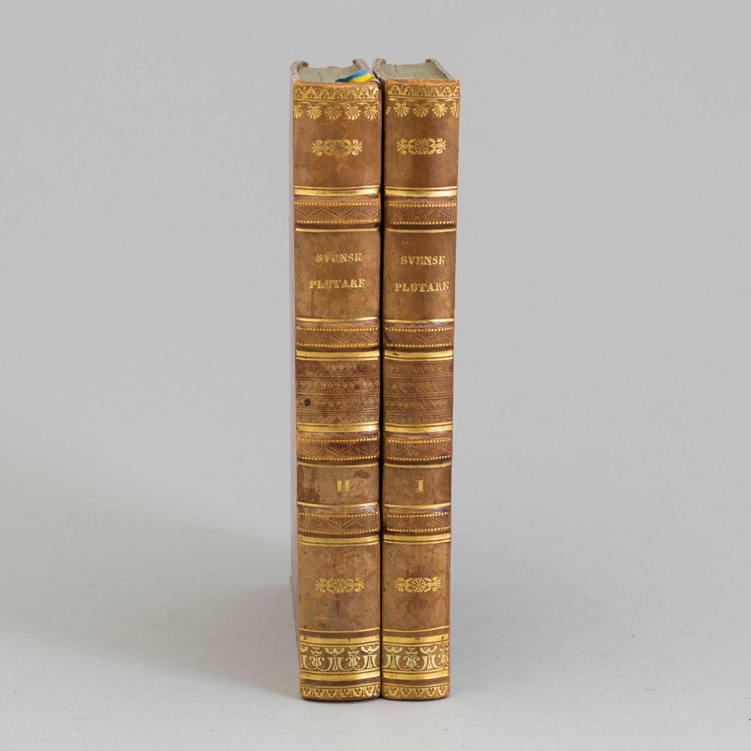 BÖCKER: 2 volymer, Svensk Plutark, JF af Lundblad, tryckt hos Kongl ...