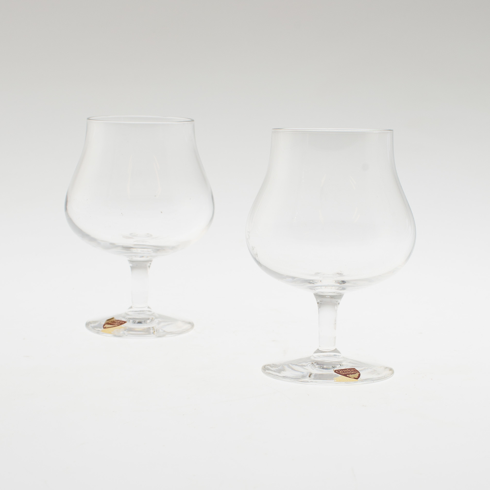 A set of 8 pieces of Orrefors glass. - Bukowskis