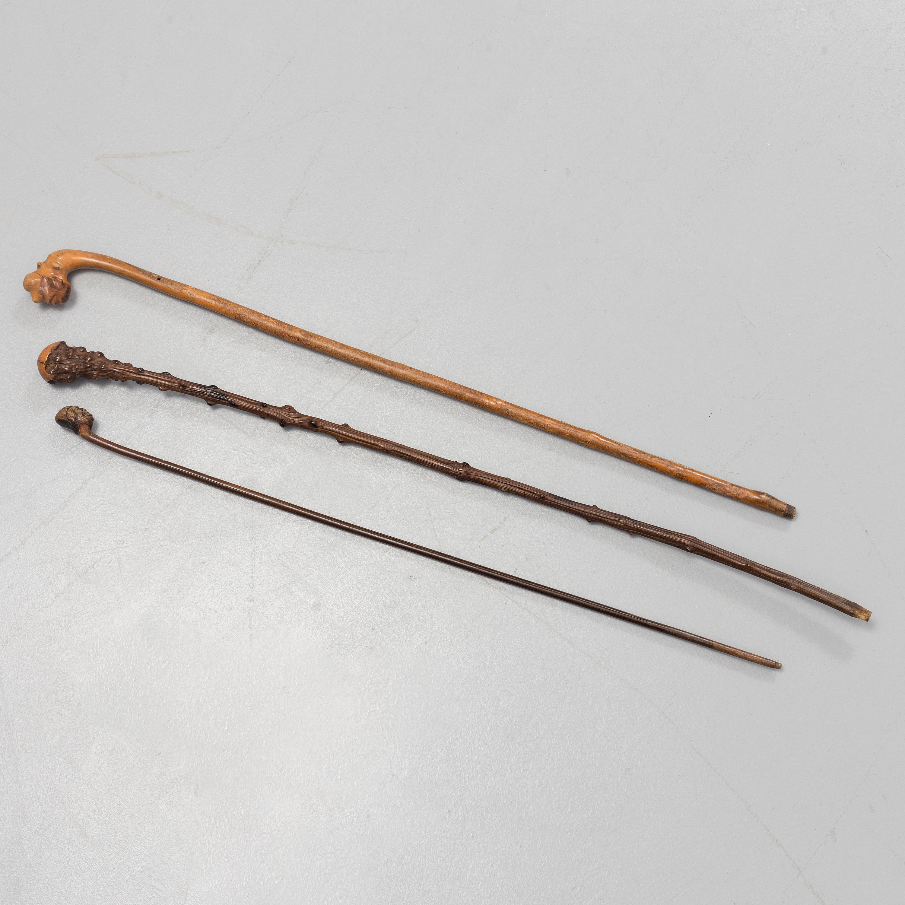THREE WALKING STICKS, 18th/19th century. - Bukowskis