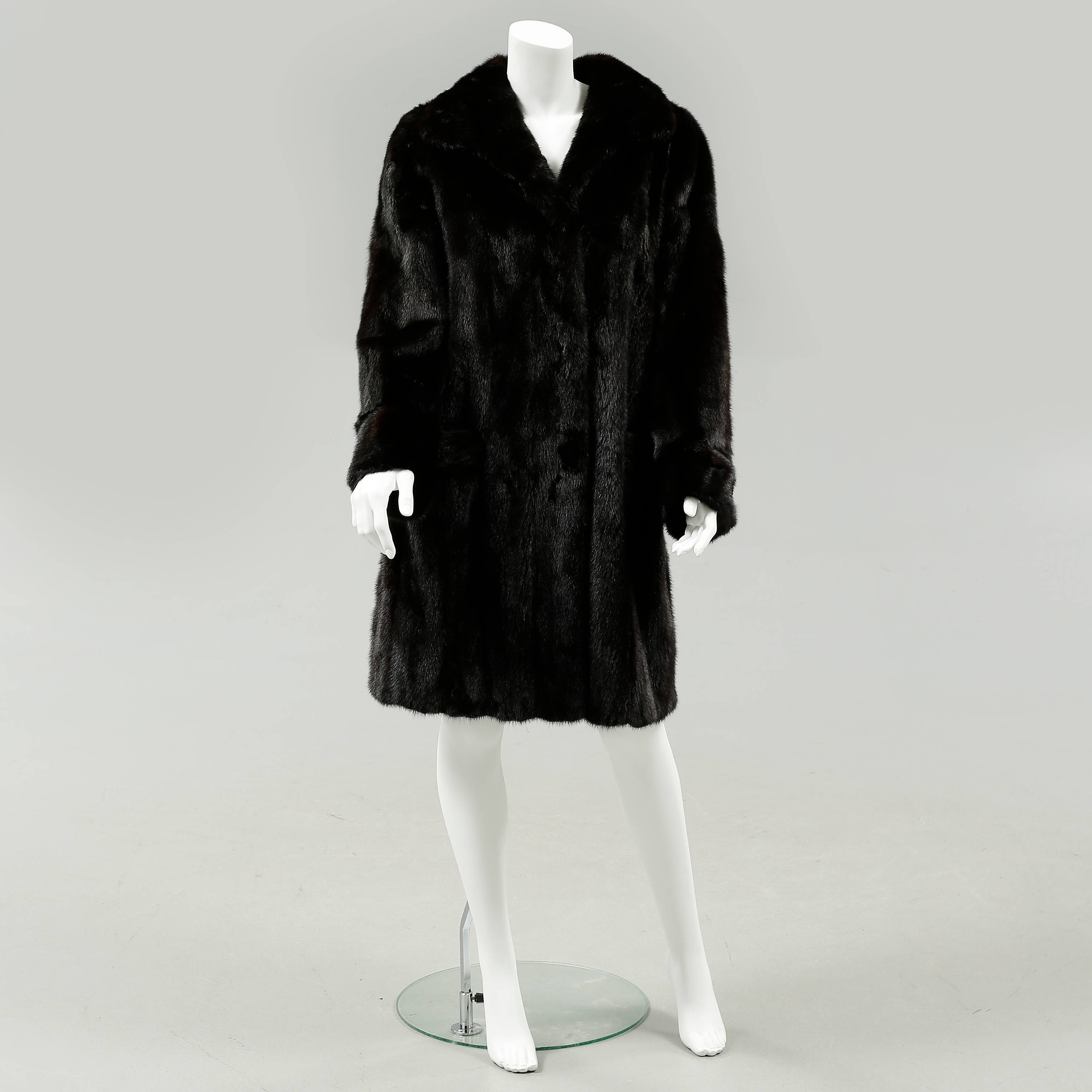 A mink fur coat. - Bukowskis