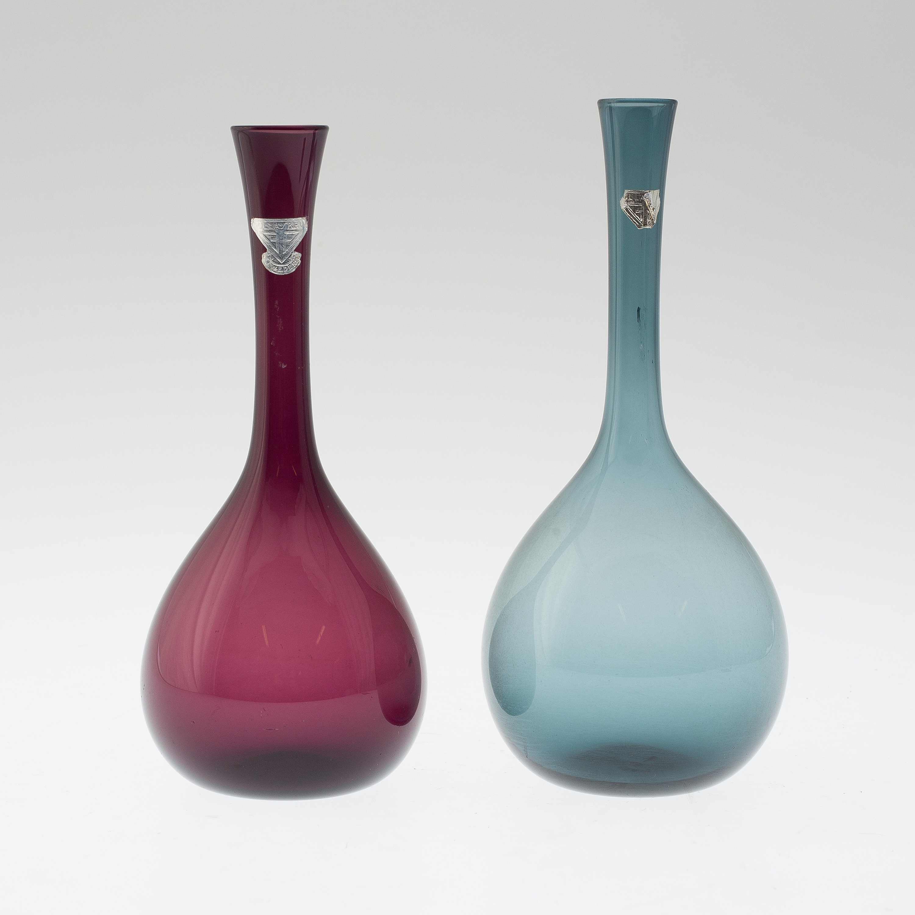 3 glass vases, Arthur Percy, Gullaskruf 1950´s. - Bukowskis