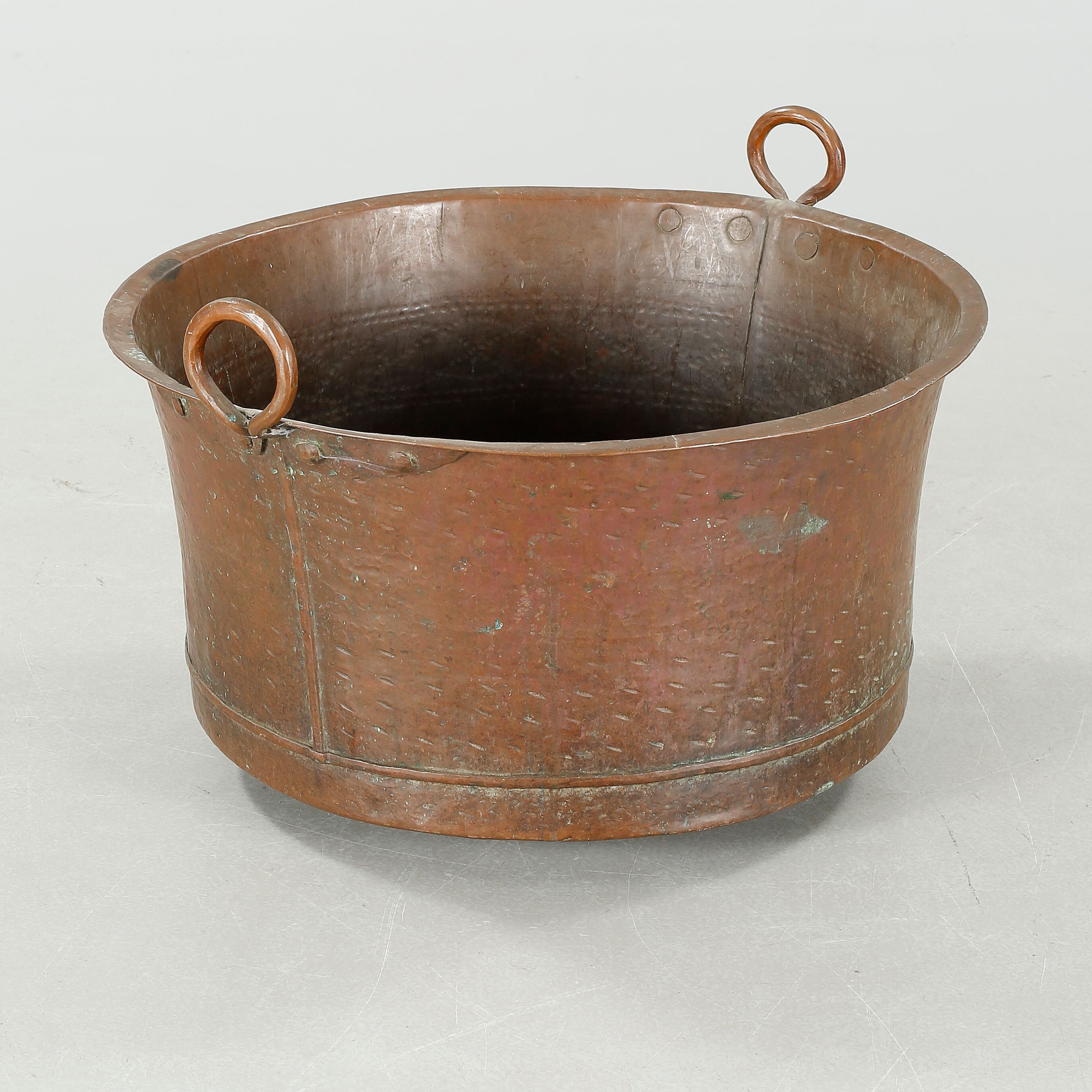 A copper wash tub, 19th century. - Bukowskis