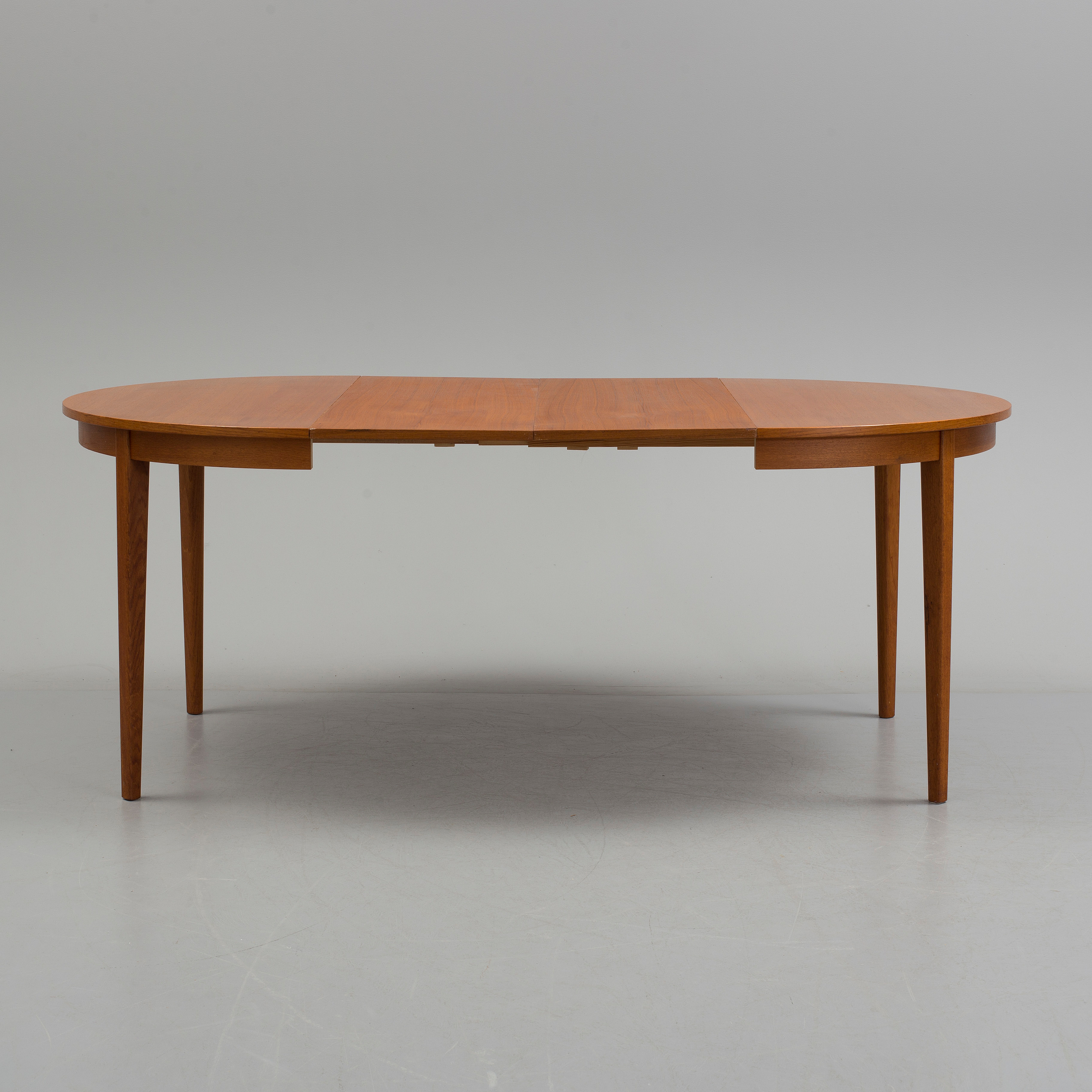 MATBORD, 1900-talets andra hälft. - Bukowskis