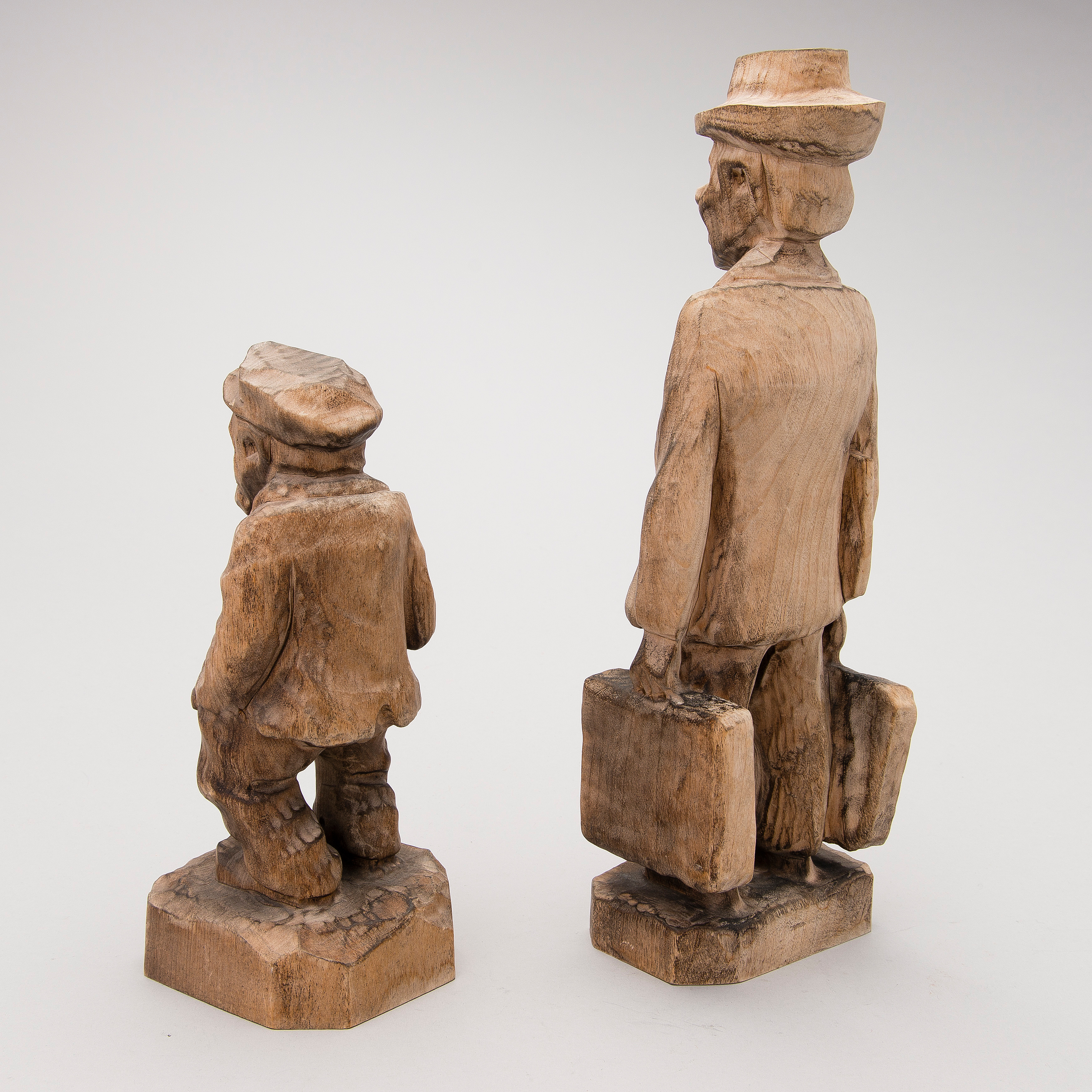 GEORG ÖHMAN, Puuveistoksia, 2 kpl, leimasigneerattu. - Bukowskis