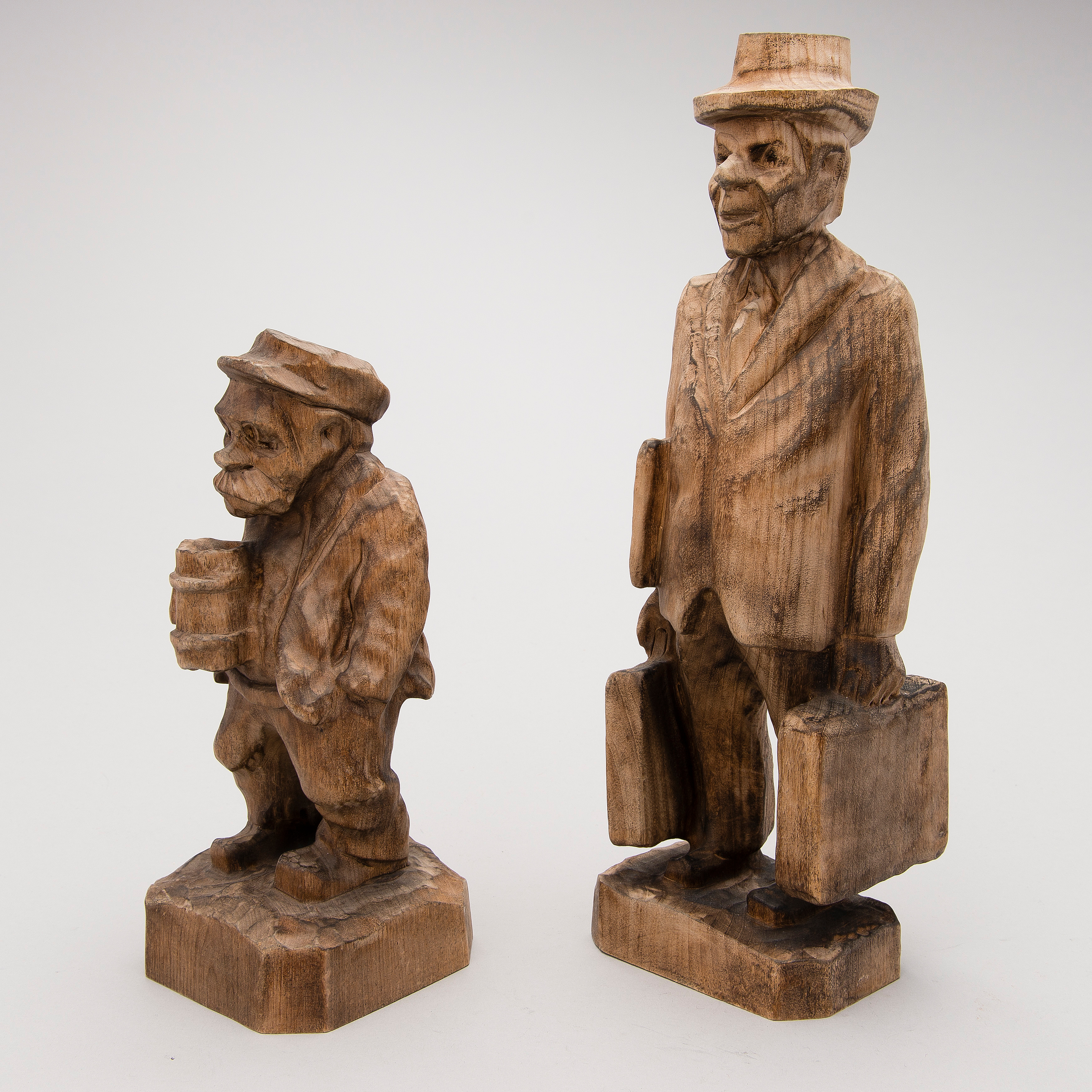 GEORG ÖHMAN, Puuveistoksia, 2 kpl, leimasigneerattu. - Bukowskis