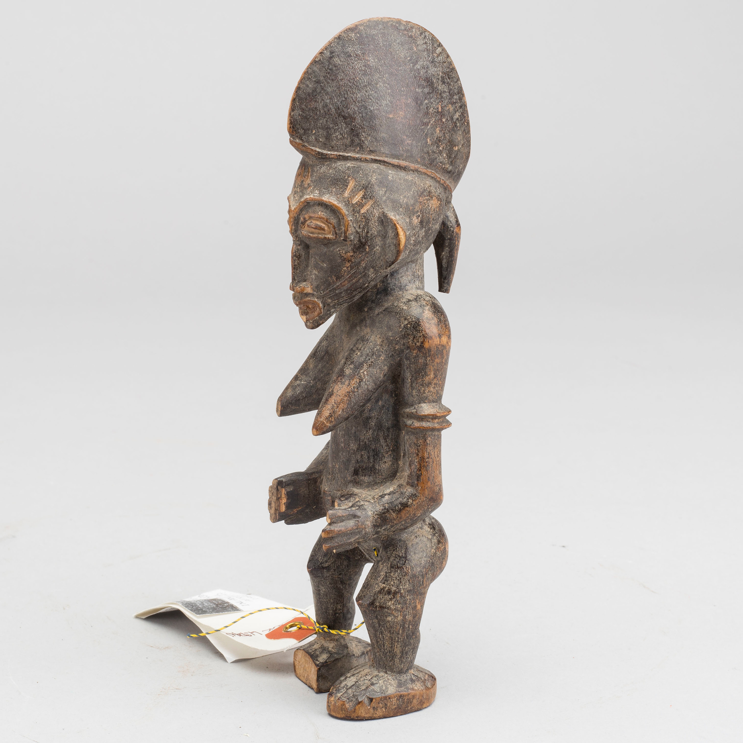 A SENUFO FEMALE FIGURE. - Bukowskis