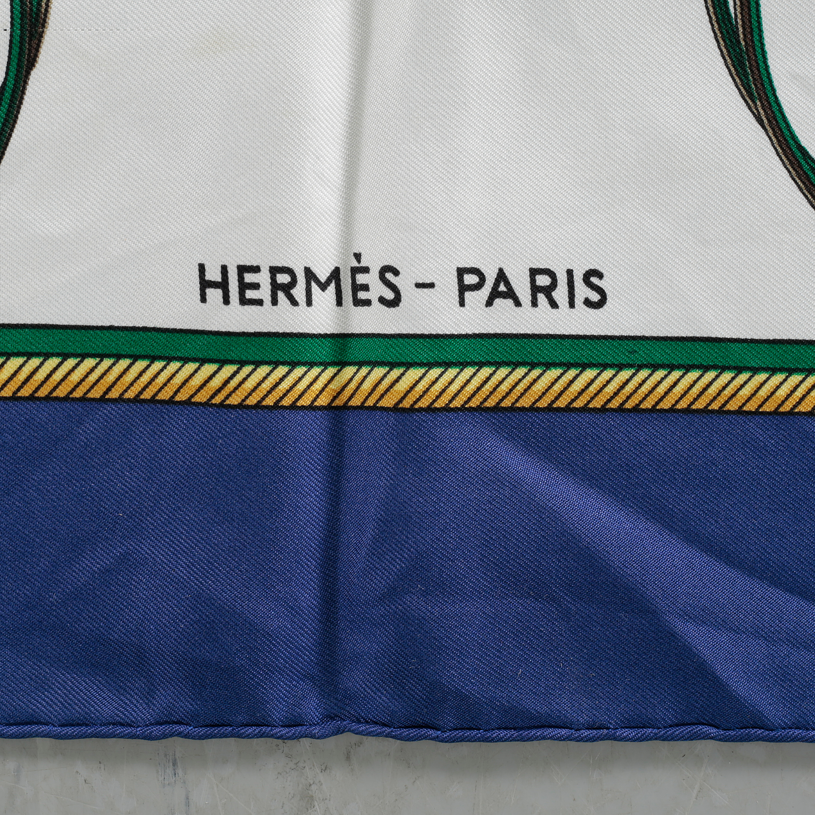 A silk scarf by Hermès. - Bukowskis