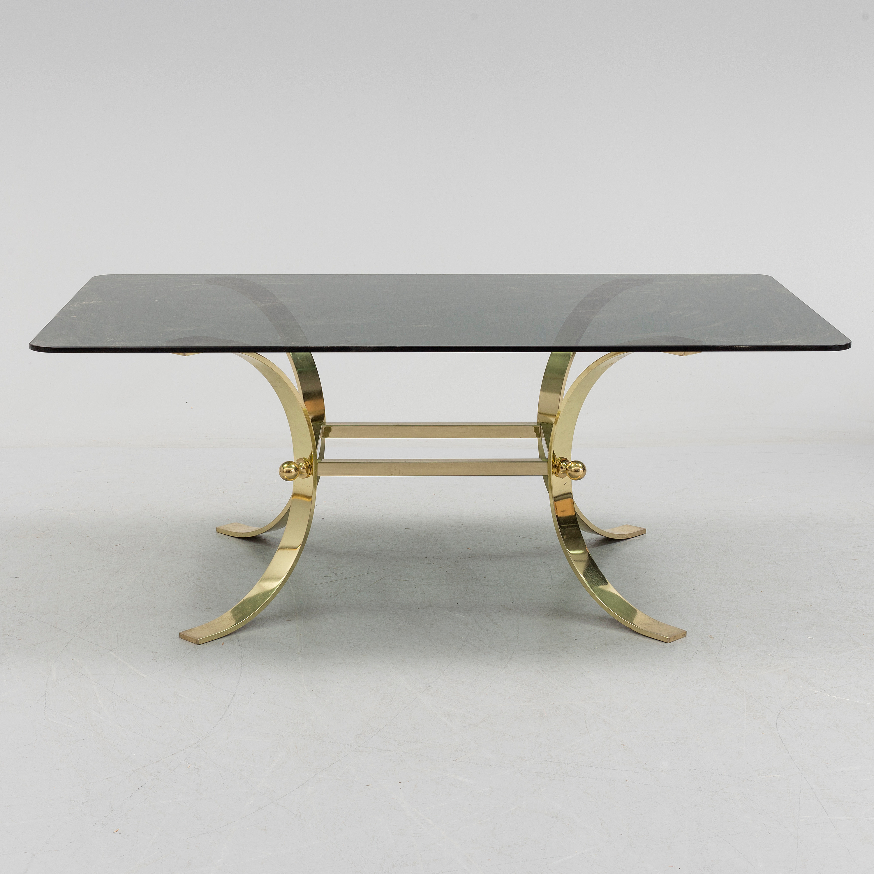 A 1970s/1980s table. - Bukowskis