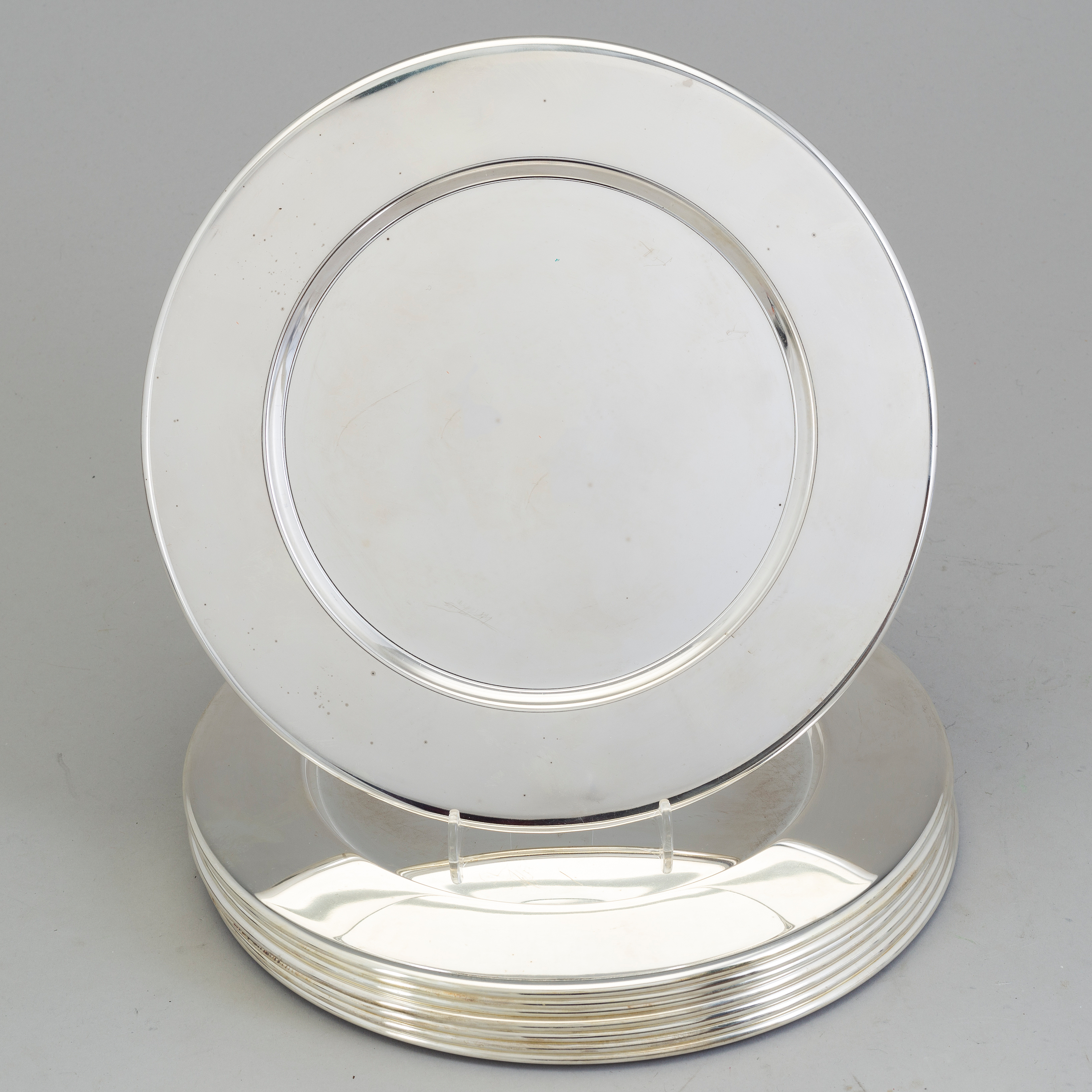 A set eight 20th century metal coasters. - Bukowskis