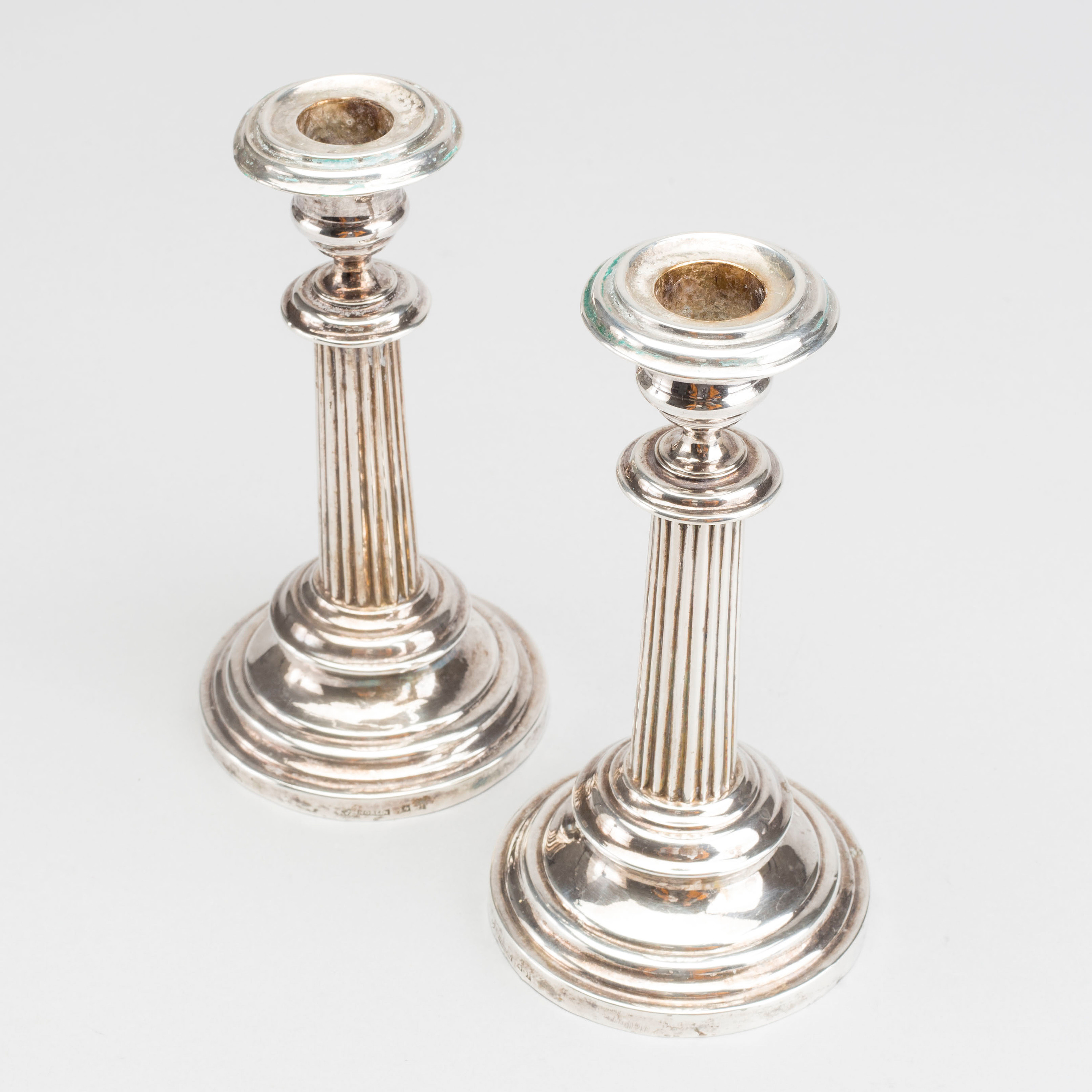 CARL PETTER NORLIN, LJUSSTAKAR, ett par, silver, 1839. Vikt ca 238 gram ...