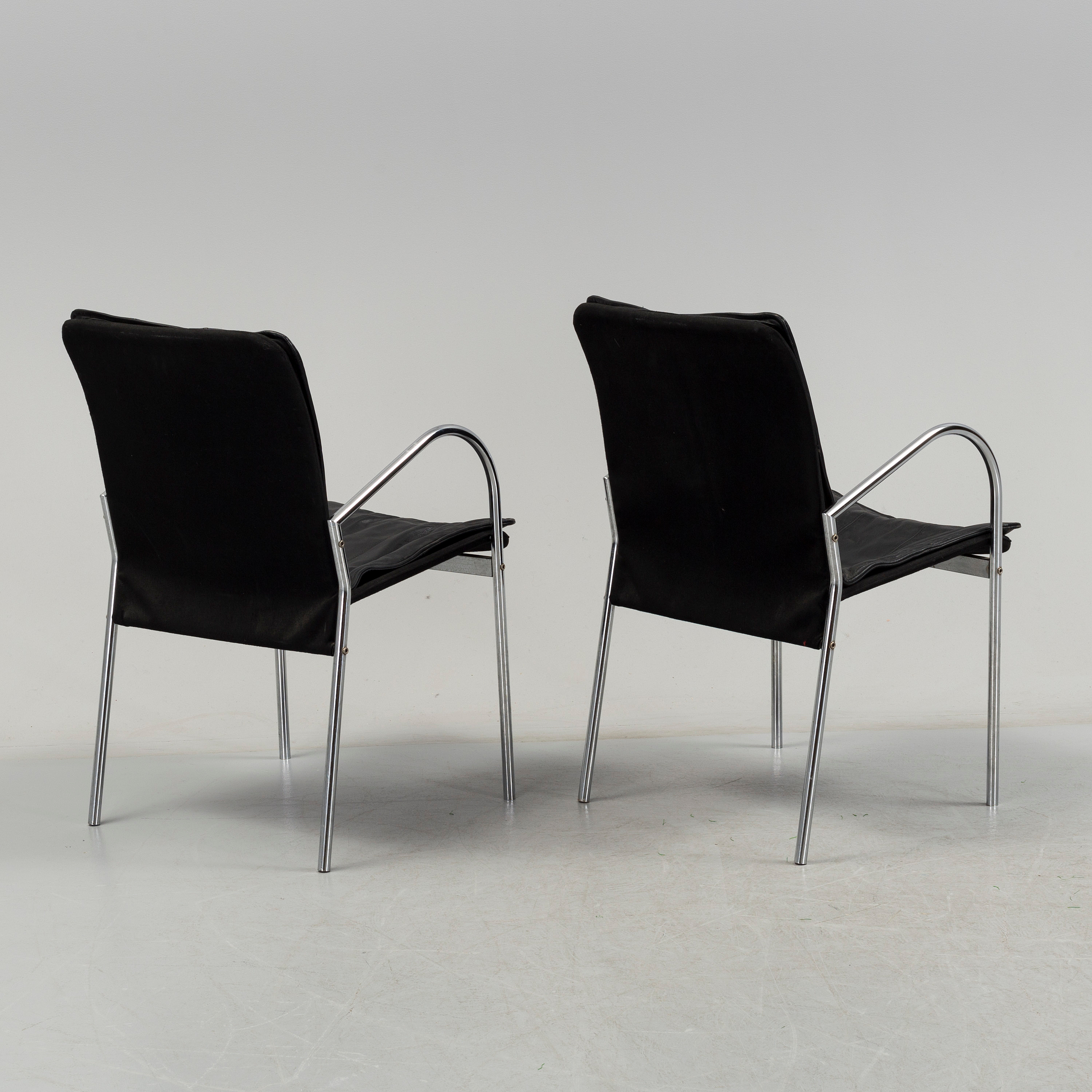 STOLAR, ett par, 1980-tal. - Bukowskis