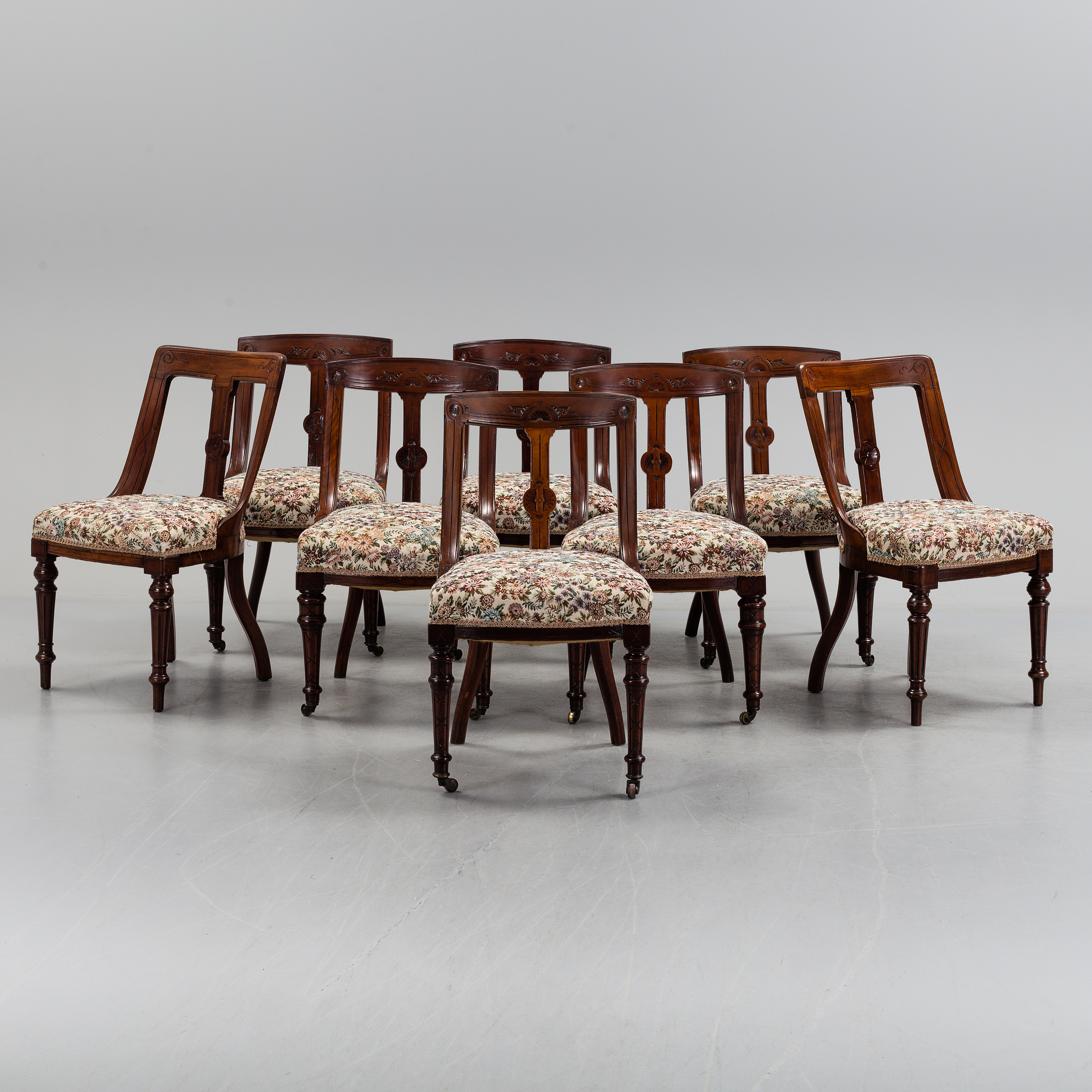 6+2 chairs, England or Ireland, late 19th century. - Bukowskis